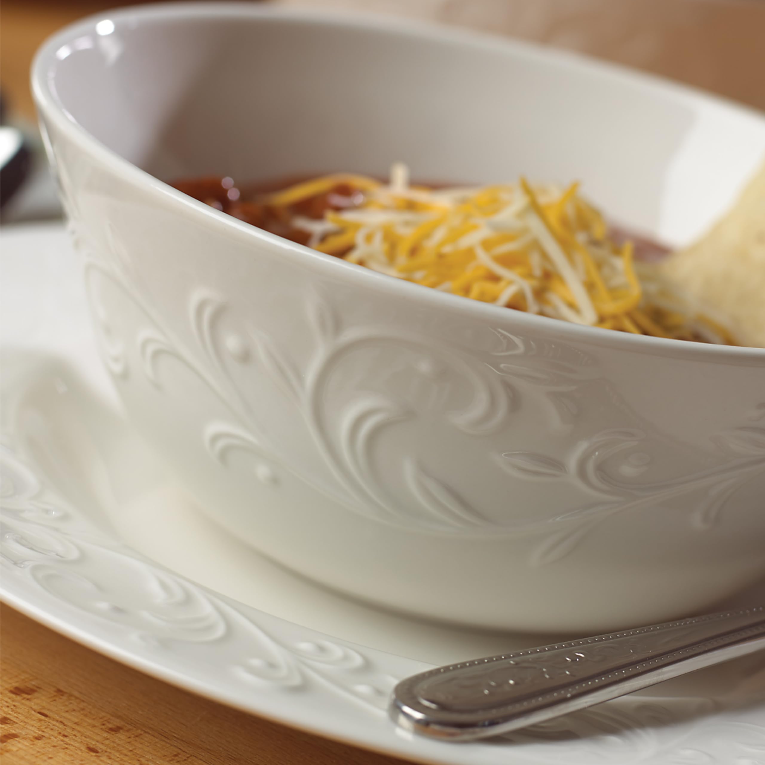 Lenox Opal Innocence Carved 4-Piece Place Setting, 4.95 LB, White
