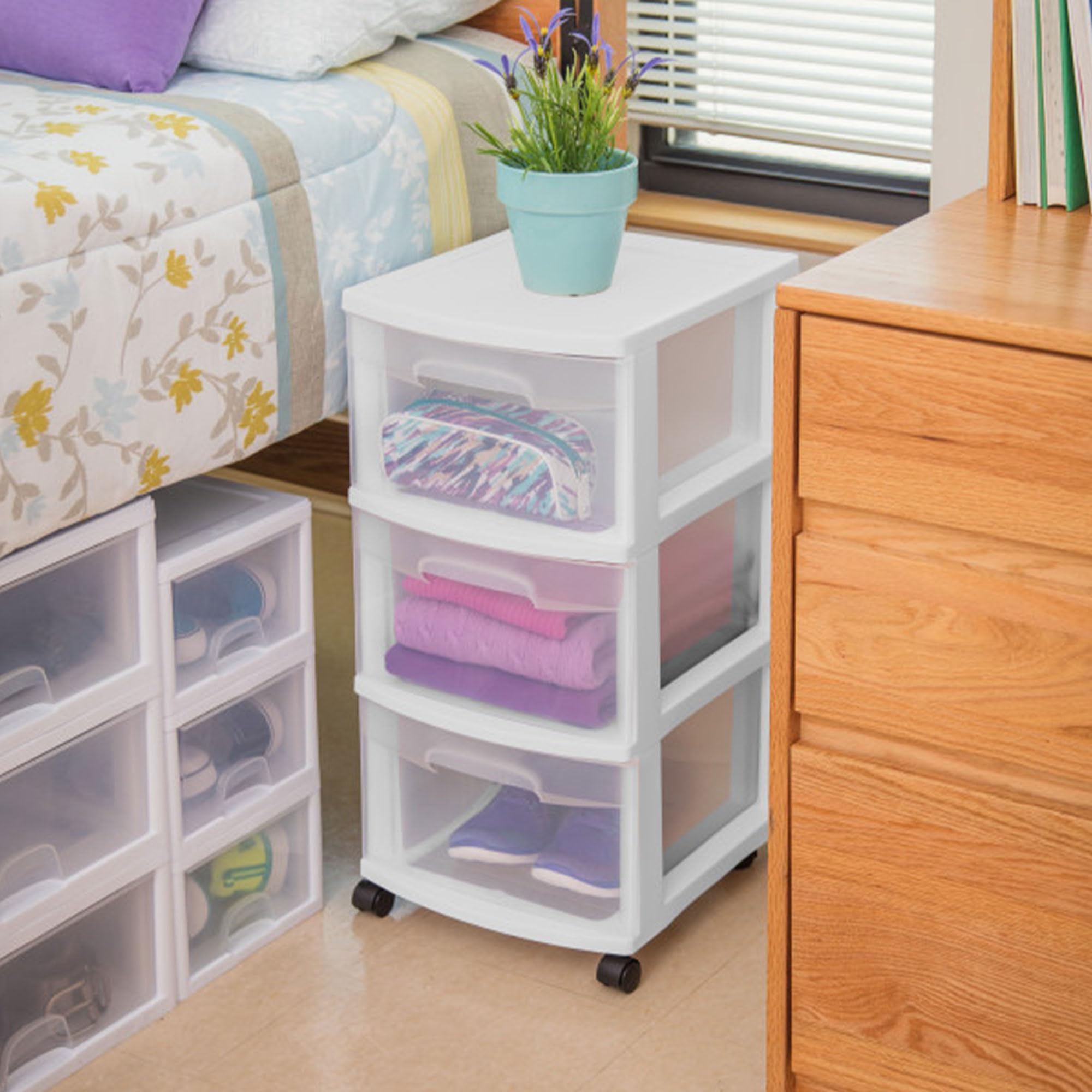 Sterilite 28308002 3 Drawer Cart, White Frame with Clear Drawers and Black Casters, 2-Pack