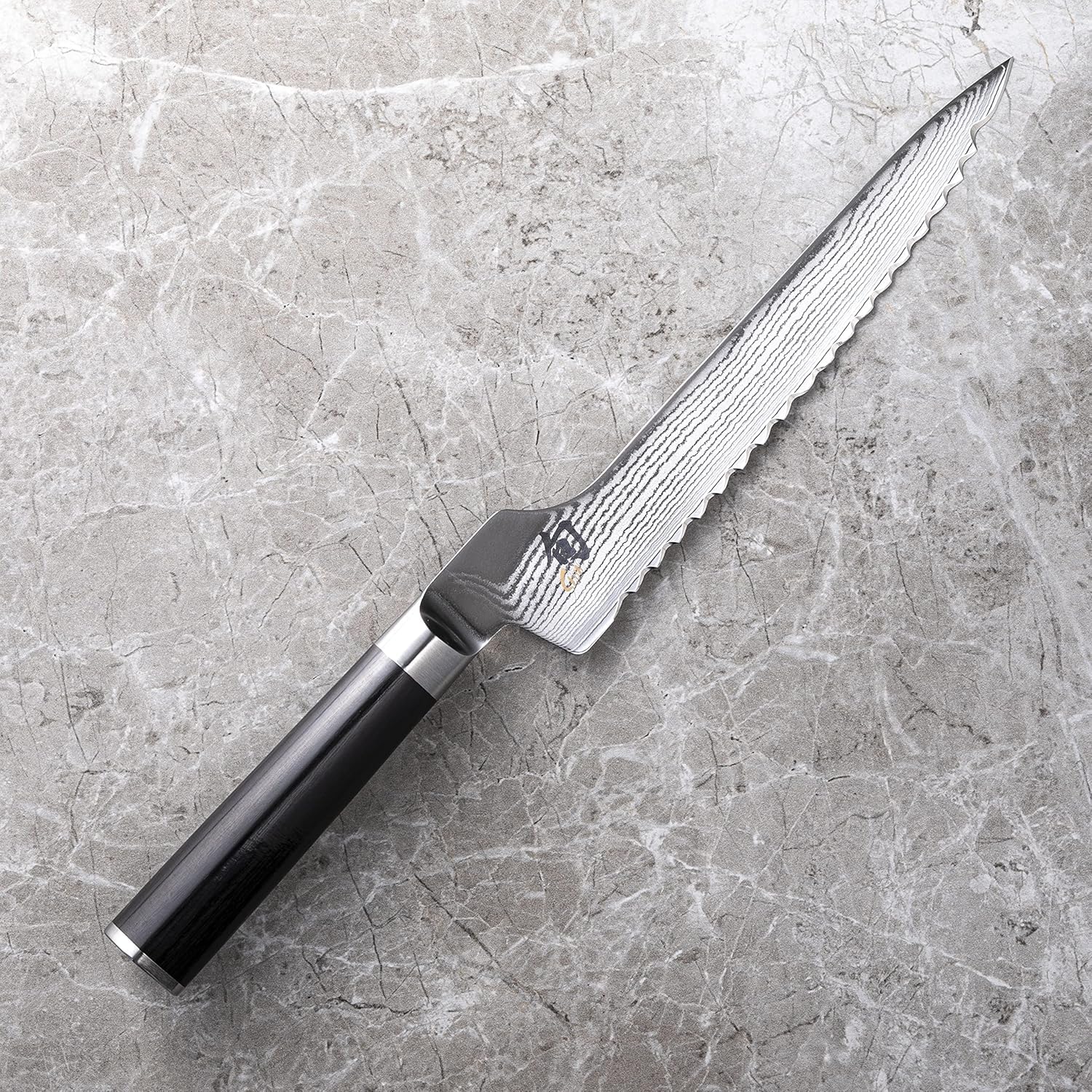 Shun Cutlery Classic Offset Bread Knife 8.25”, Long Serrations Glide Through Bread, Ideal for Cakes and Pastries, Authentic, Handcrafted, Japanese Serrated Kitchen Knife