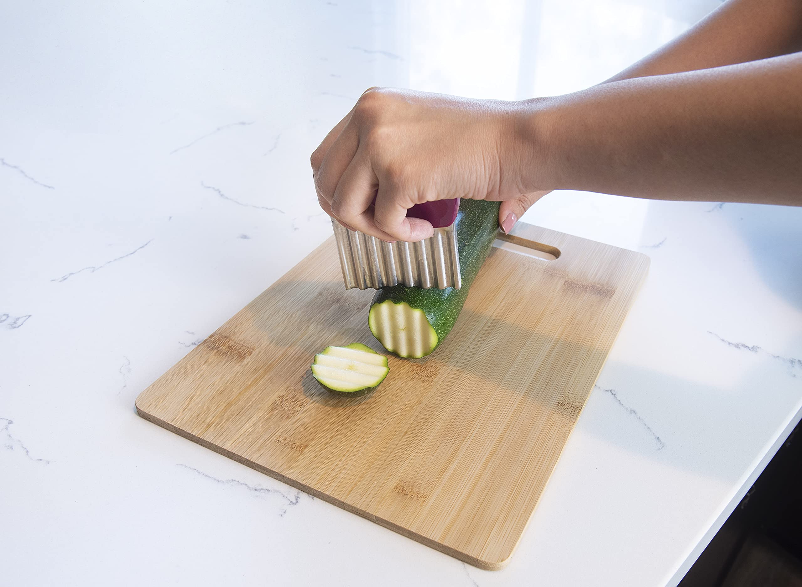 Joie Crinkle Cutter / Wavy Knife for Any Vegetable, Great Crinkle Cutter for Veggies, Stainless Steel Blade, Colors Vary