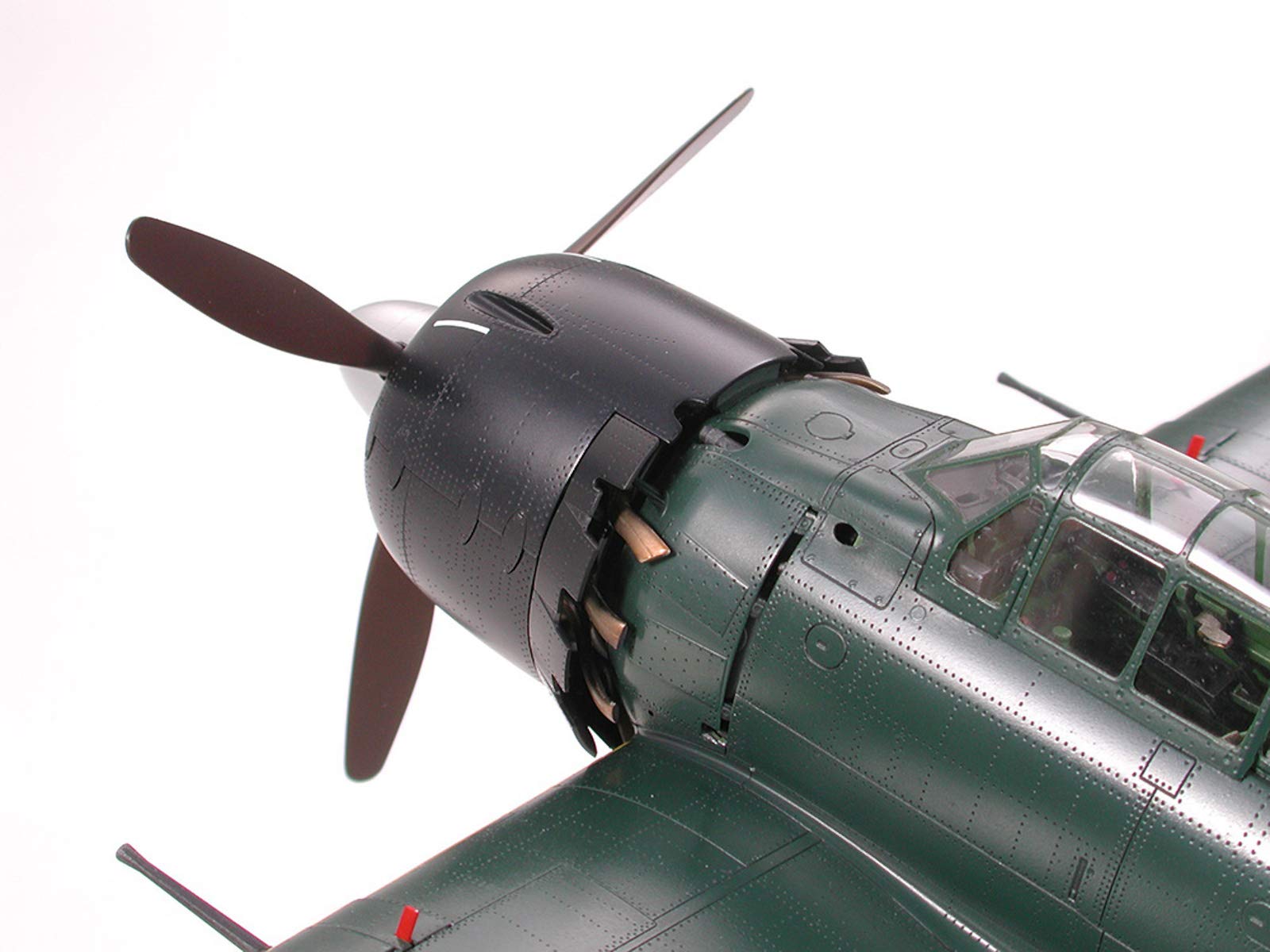 Tamiya 60318 1/32 Mitsubishi A6M5 Zero Fighter Plastic Model Airplane Kit