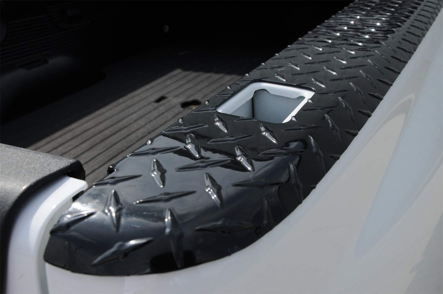 Dee Zee DZ31966B Black-Tread Bed Caps