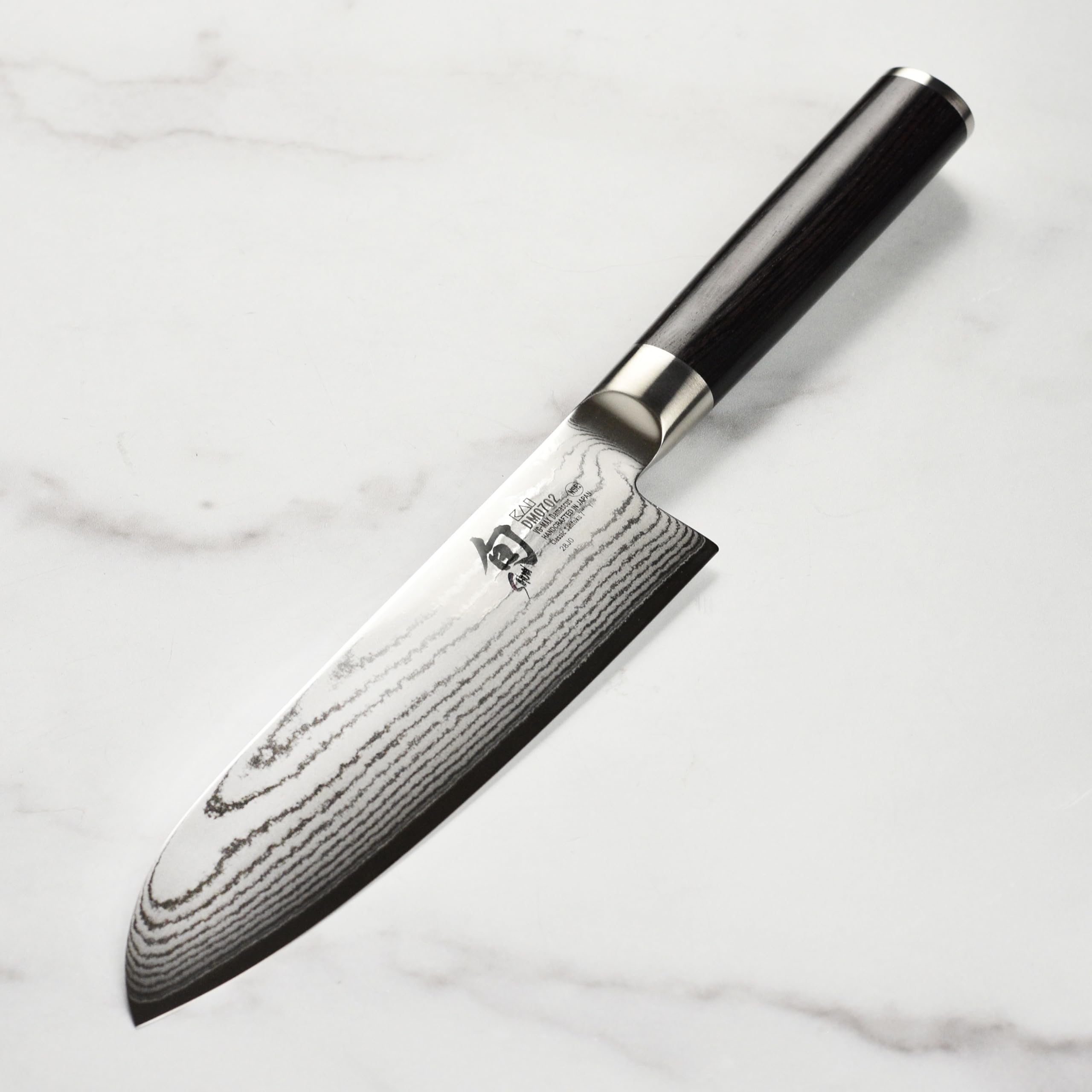Shun Classic 7 inch Santoku Knife, Handcrafted in Japan, DM0702