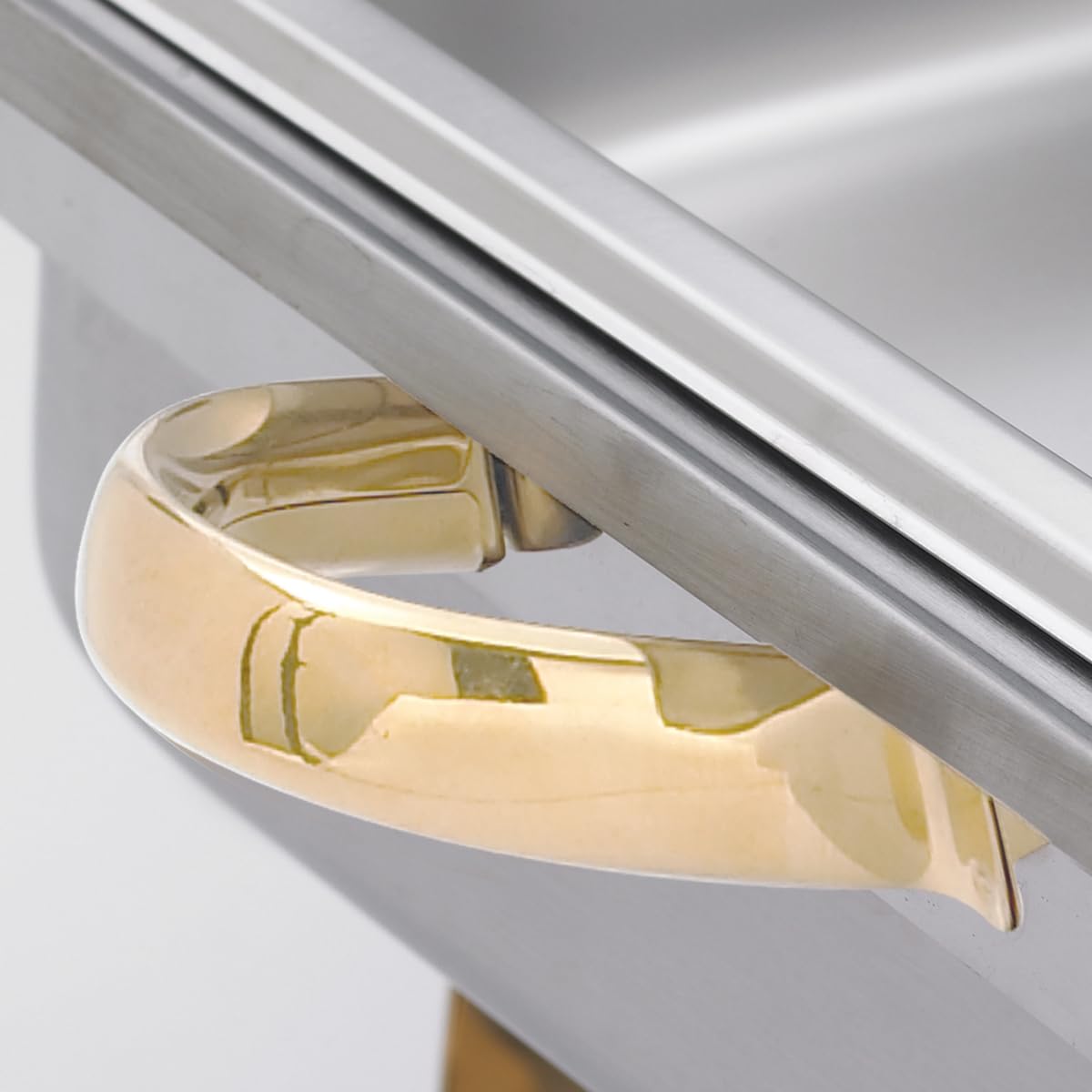 Winware 8 Quart Stainless Steel Gold Accented Chafer