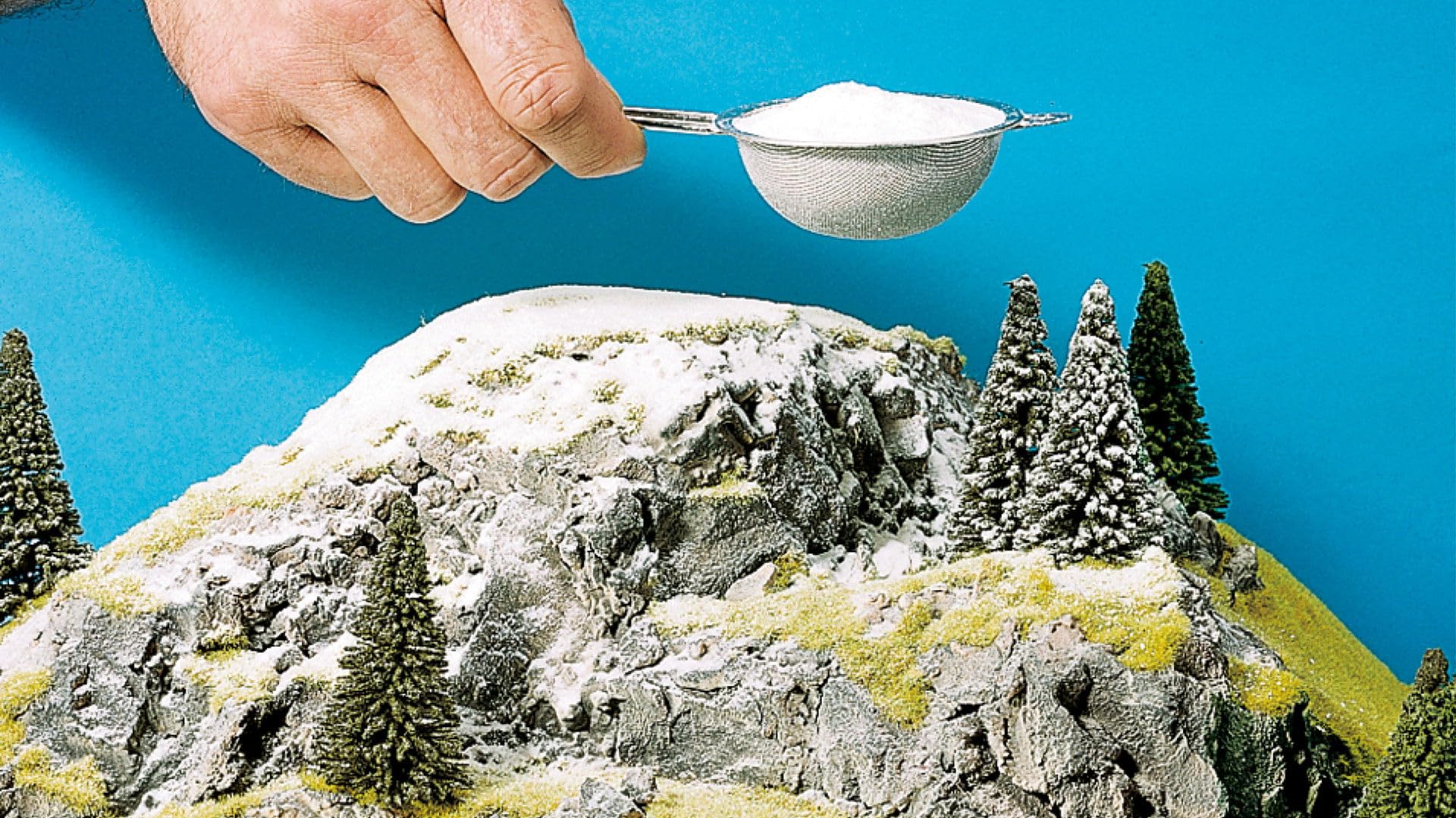 Noch 8750 Powder snow G,0,H0,TT,N,Z Scale