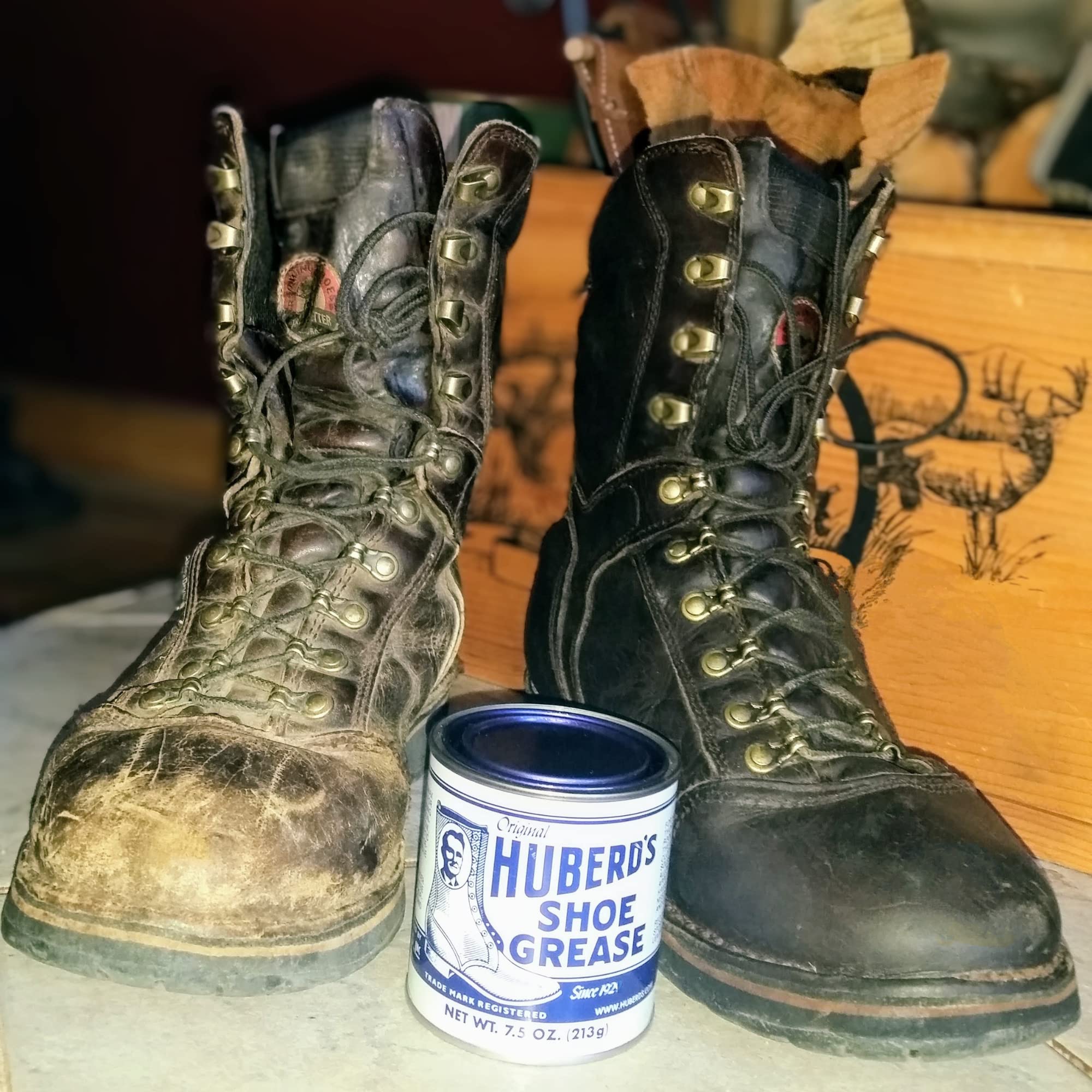 Huberd’s Shoe Grease, 7.5oz: Waterproofs, Softens, Conditions Leather. Protects Shoes, Boots, Sporting Goods, Saddle & Tack. Restores Dry, Cracked, Scratched Leather. Small Batched since 1921!