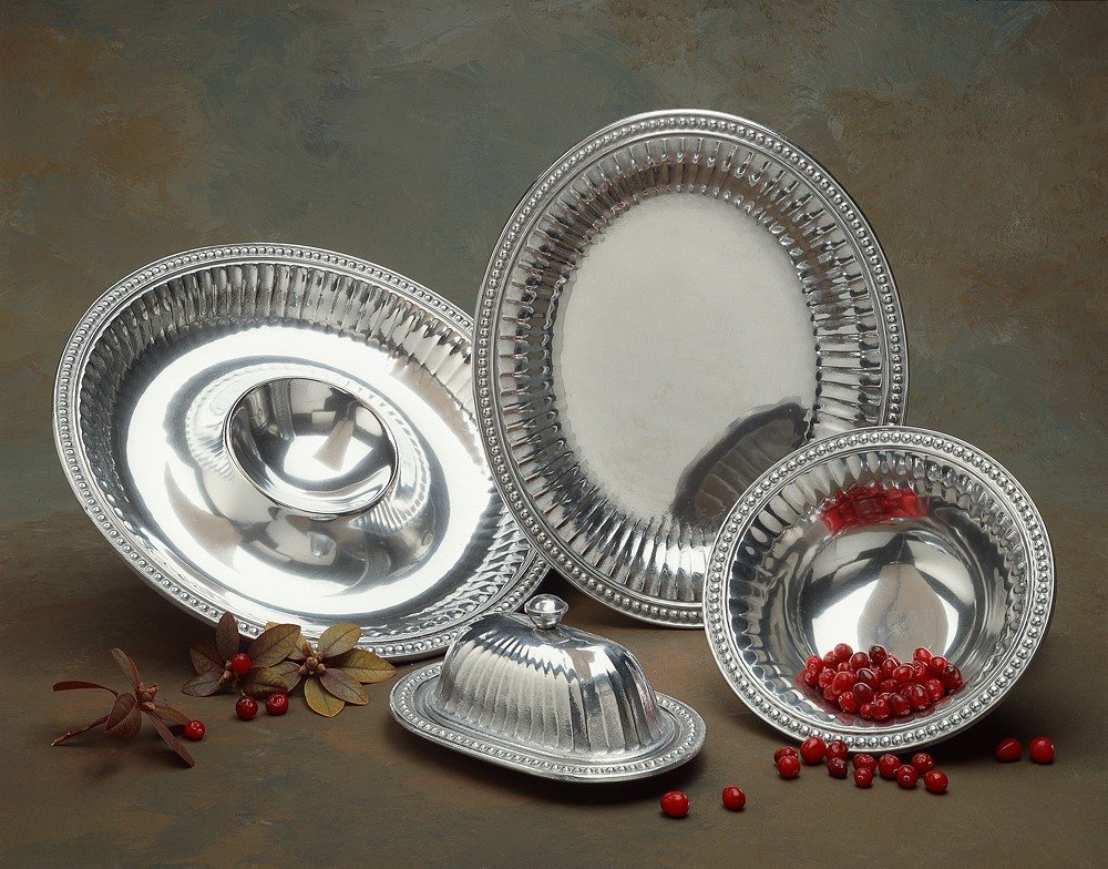 Wilton Armetale Flutes and Pearls Medium Round Serving Tray, 13.5-Inch