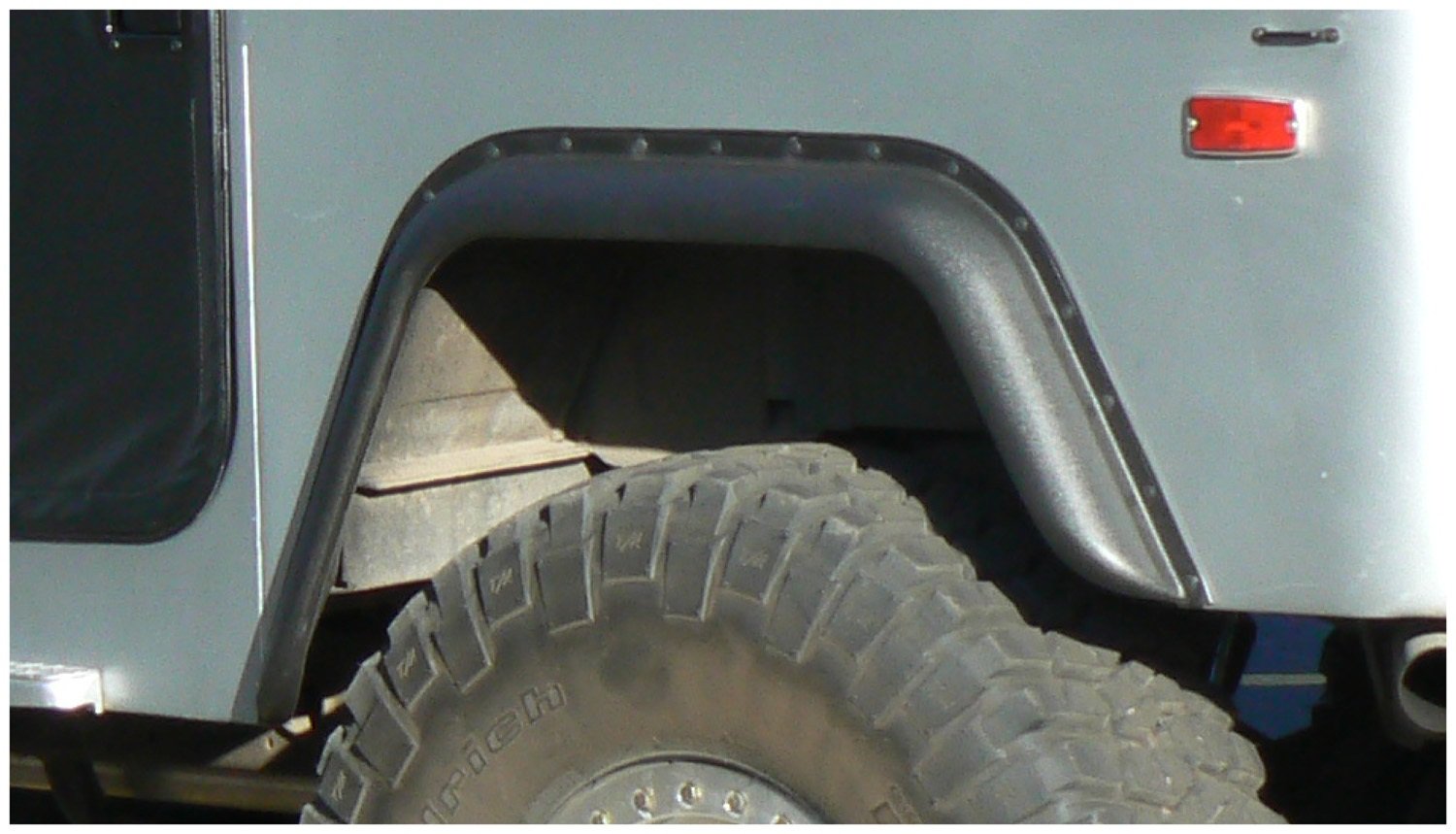 Bushwacker Cutout Pocket/Rivet Style Rear Fender Flares | 2-Piece Set, Black, Textured Finish | 30002-07 | Fits 1965-1984 Toyota Land Cruiser