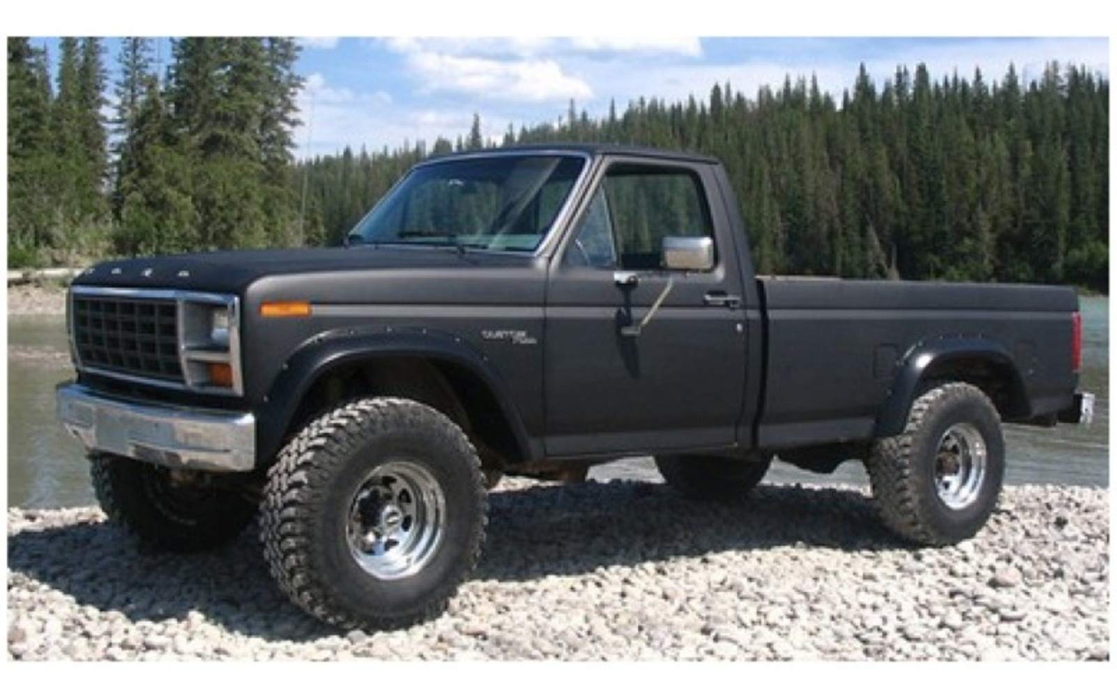 Bushwacker Cutout Pocket/Rivet Style Front Fender Flares | 2-Piece Set, Black, Smooth Finish | 20011-11 | Fits 1980-1986 Ford Bronco, F-150, F-250/350 Super Duty; 1980-1983 F-100 Styleside