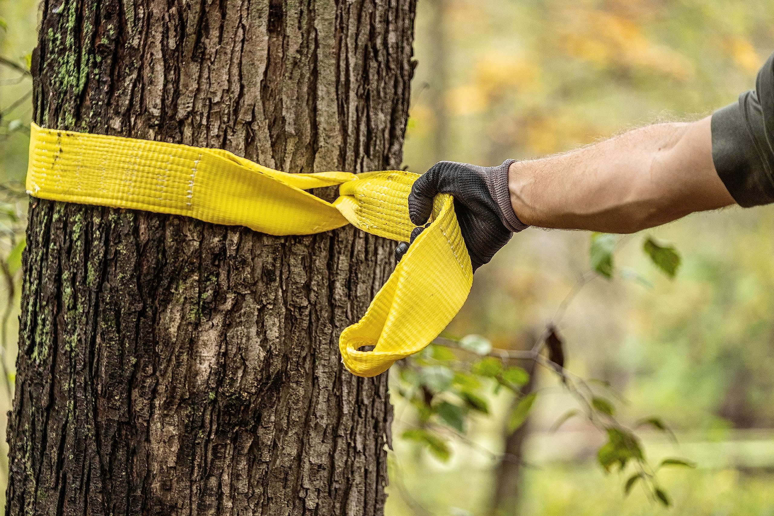 Keeper - 30’ x 6" Emergency Vehicle Towing and Recovery Strap - 30,000 lbs. Max Vehicle Weight and 60,000 lbs. Break Strength