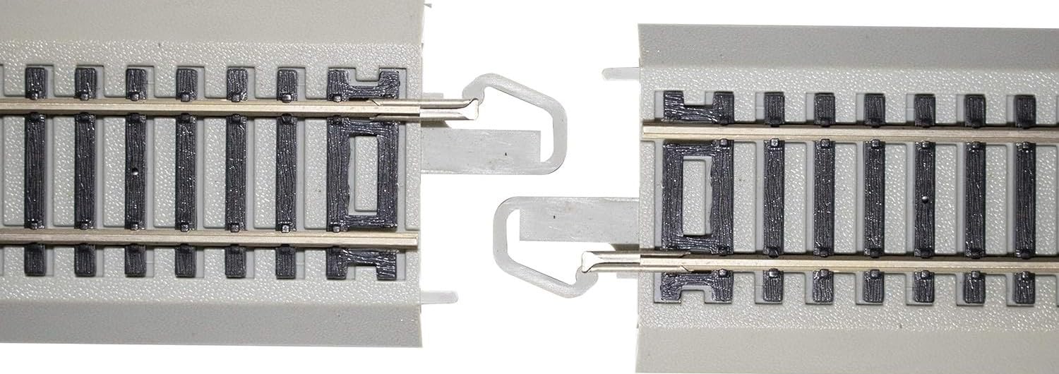 Bachmann Trains - Snap-Fit E-Z TRACK 18” RADIUS CURVED TRACK (4/card) - NICKEL SILVER Rail With Gray Roadbed - HO Scale , Grey