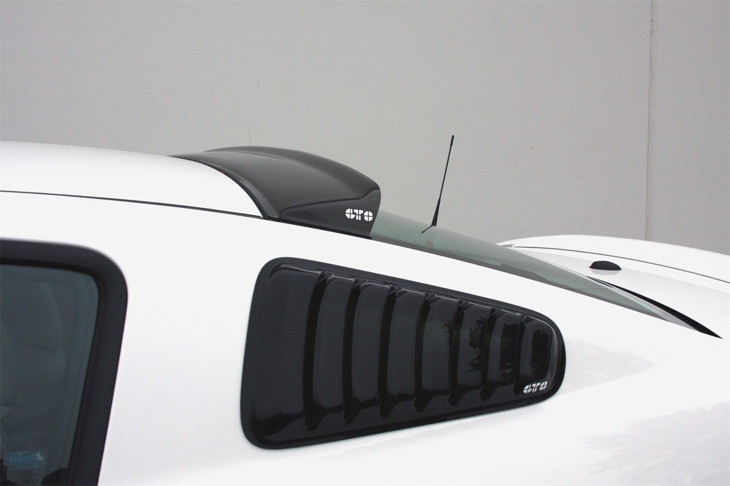 GT Styling 51241 Solarwing II Smoke Deflector