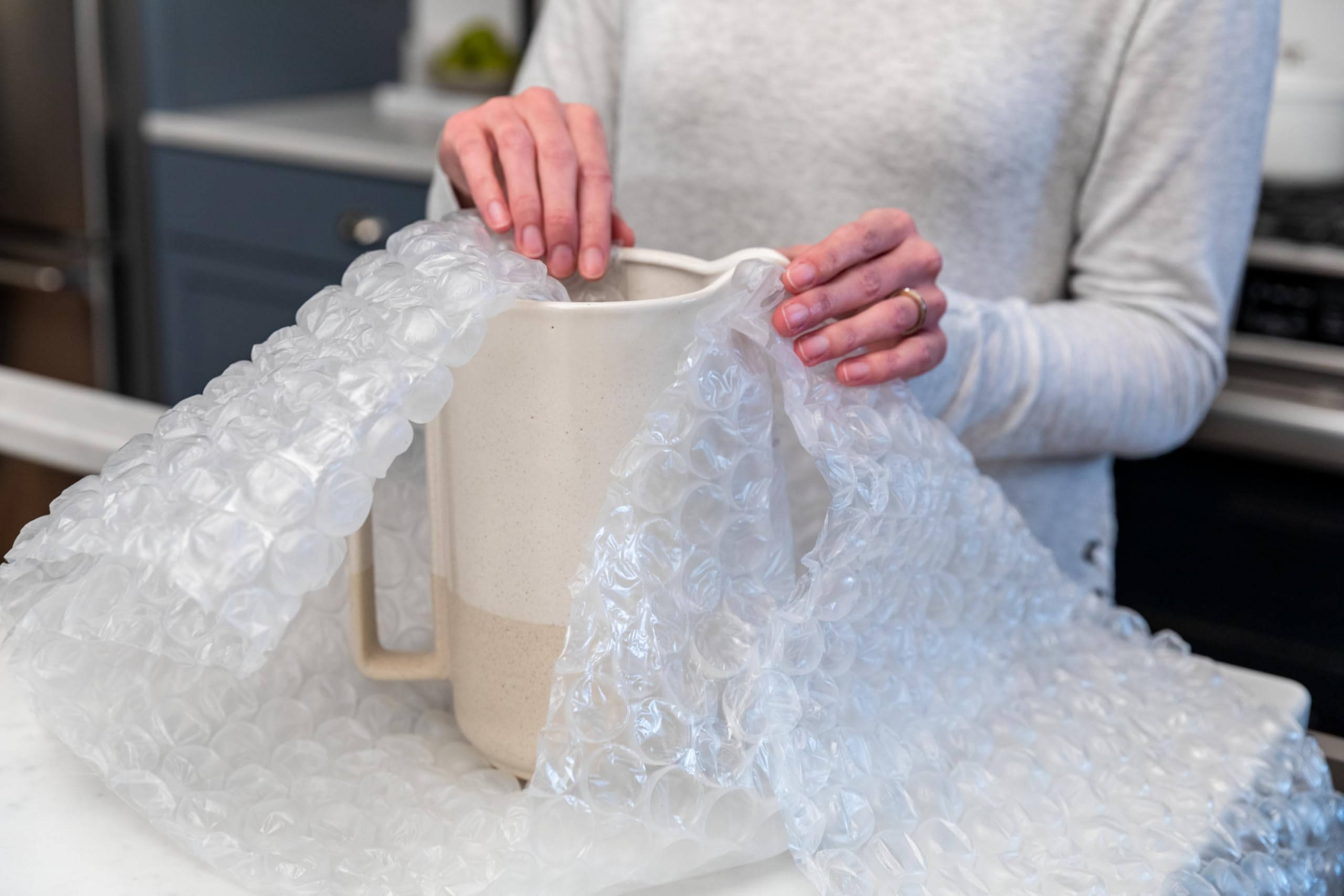 Duck Brand Large Bubble Wrap Roll, 5/16" Large Bubble Cushioning, 12" x 15', Perforated Every 12" (1304499)
