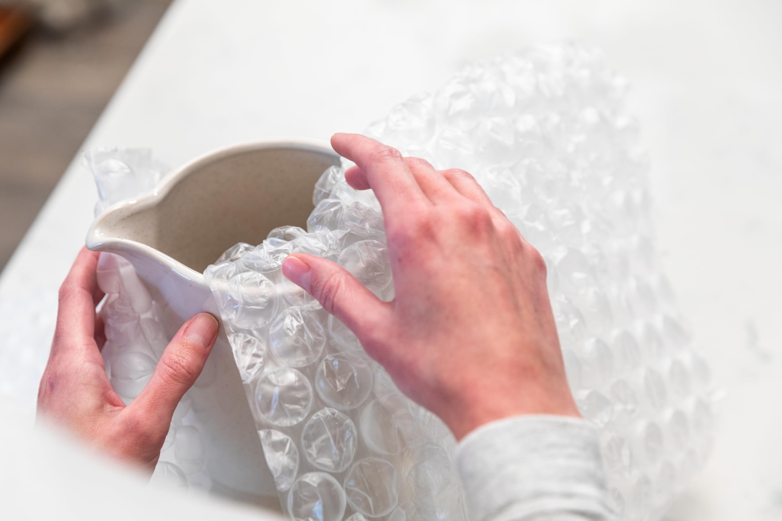 Duck Brand Large Bubble Wrap Roll, 5/16" Large Bubble Cushioning, 12" x 15', Perforated Every 12" (1304499)