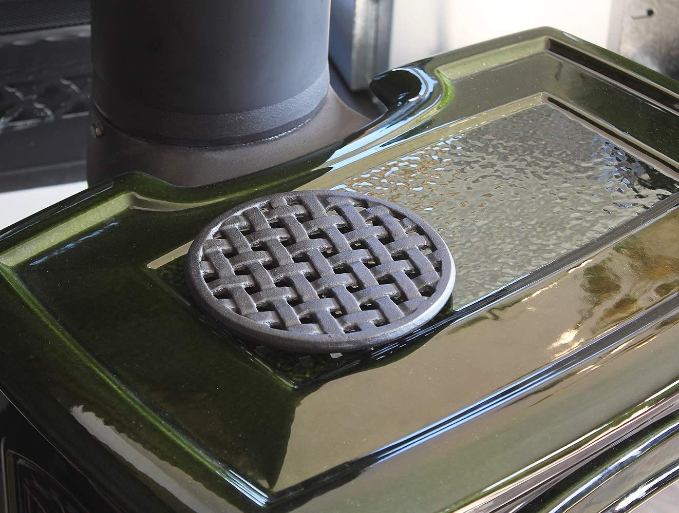 Minuteman International Round Lattice woodstove Tabletop cast Iron Trivet, Black