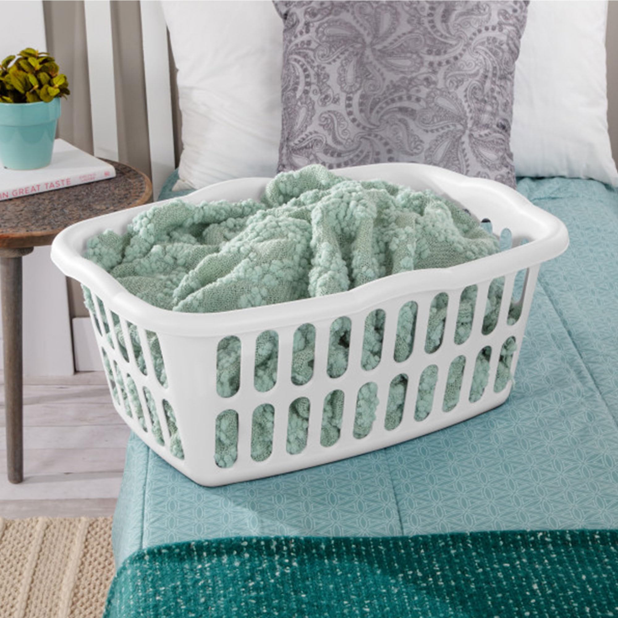 Sterilite 12458012 1.5 Bushel/53 Liter Rectangular Laundry Basket, White (Pack of 12)