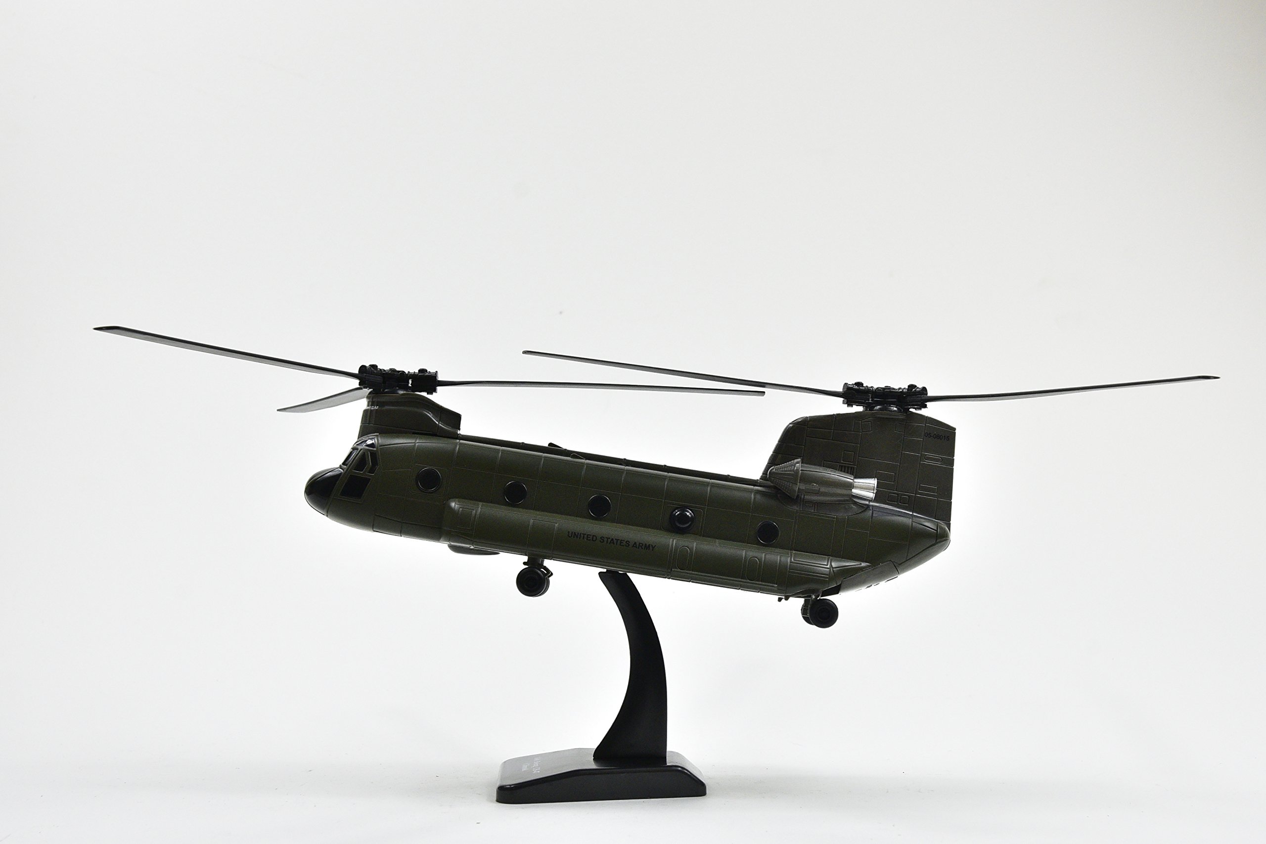 New-Ray 1/60 Boeing CH-47 Chinook