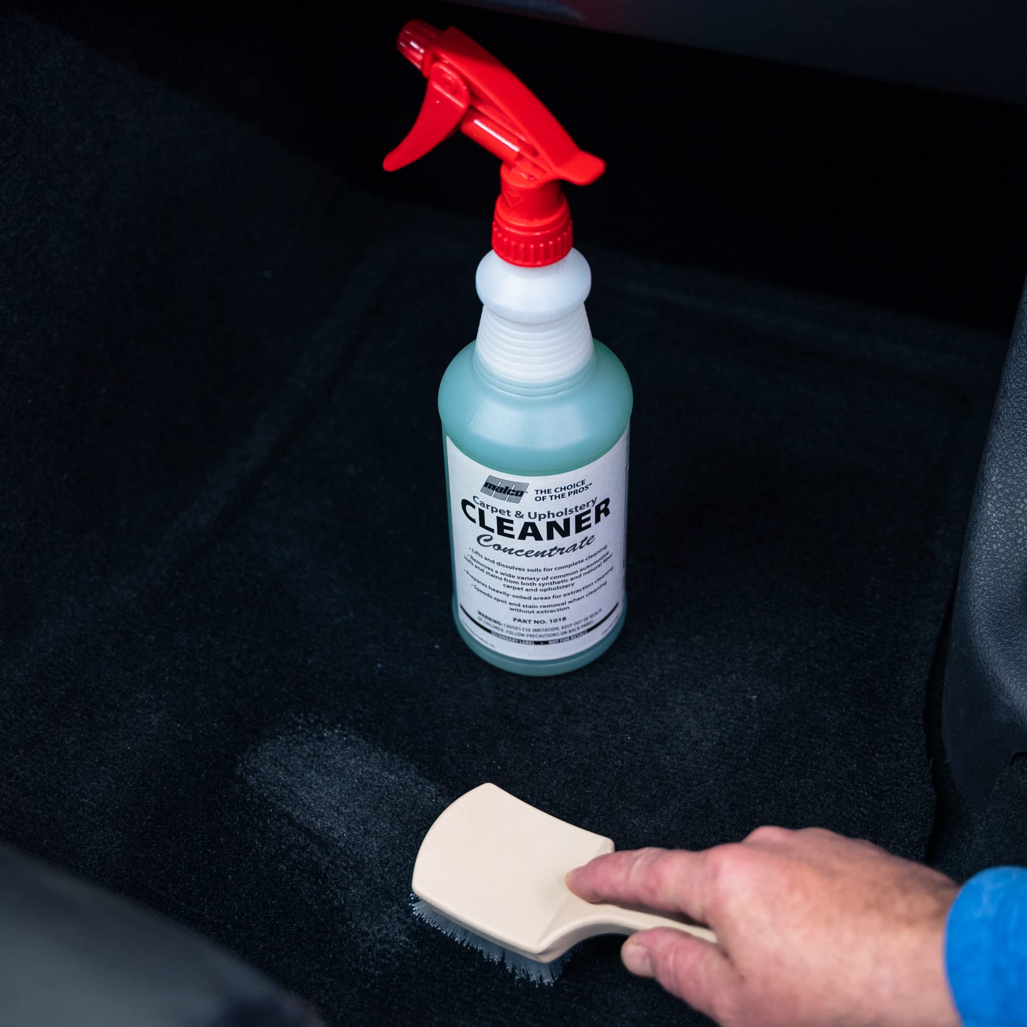 Malco Carpet and Upholstery Cleaner Concentrate - Removes Ground-in Soils and Stains from Automotive and Residential Carpet & Upholstery / 1 Gallon (101801)