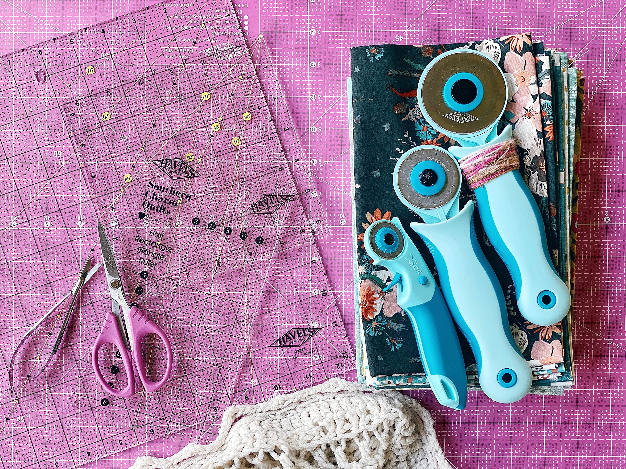 Havel's Snip-A-Stitch 4-1/2-Inch Scissors