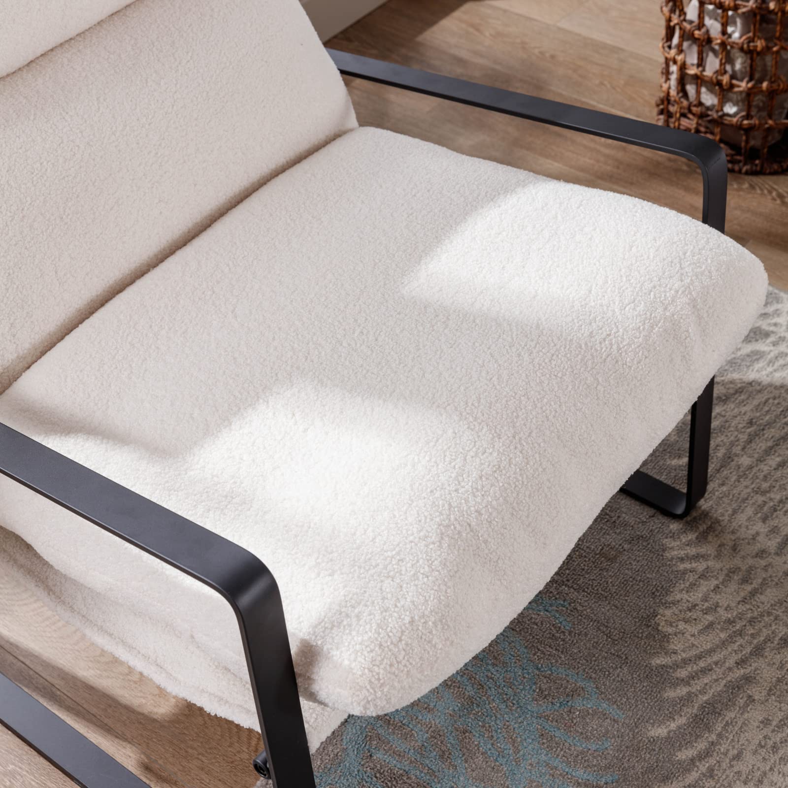 Ya-Home Mid-Century Accent Chair, Comfy Sherpa Fabric Side Chair with Armrest, Upholstered Leisure Chair with Black Metal Frame for Living Room Bedroom Reception Room, White