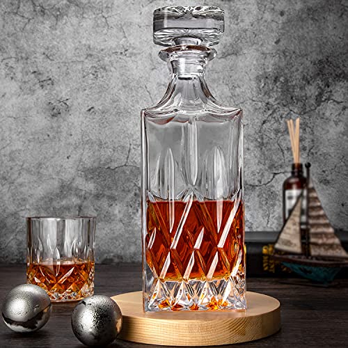 Whiskey Decanter With Glass Stopper ,26 oz Liquor Decanter For Alcohol , Wine , Scotch , Brandy or Bourbon Decanter , Lead-Free Crystal Decanter