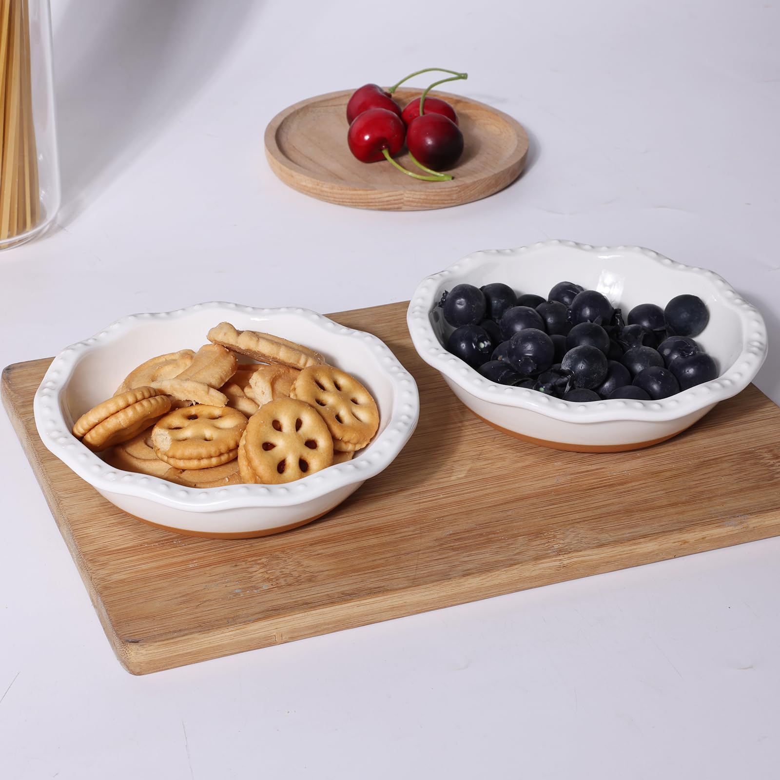 GDCZ Ceramic Mini Pie Pan Set of 4, Pie Dish Pie Plate for Baking, Individual Stackable Pie Tins, Multifunctional Pot Pie Pans for Quiches, Tarts, Pot Pies,Sauces and More,5.5 Inch 8OZ