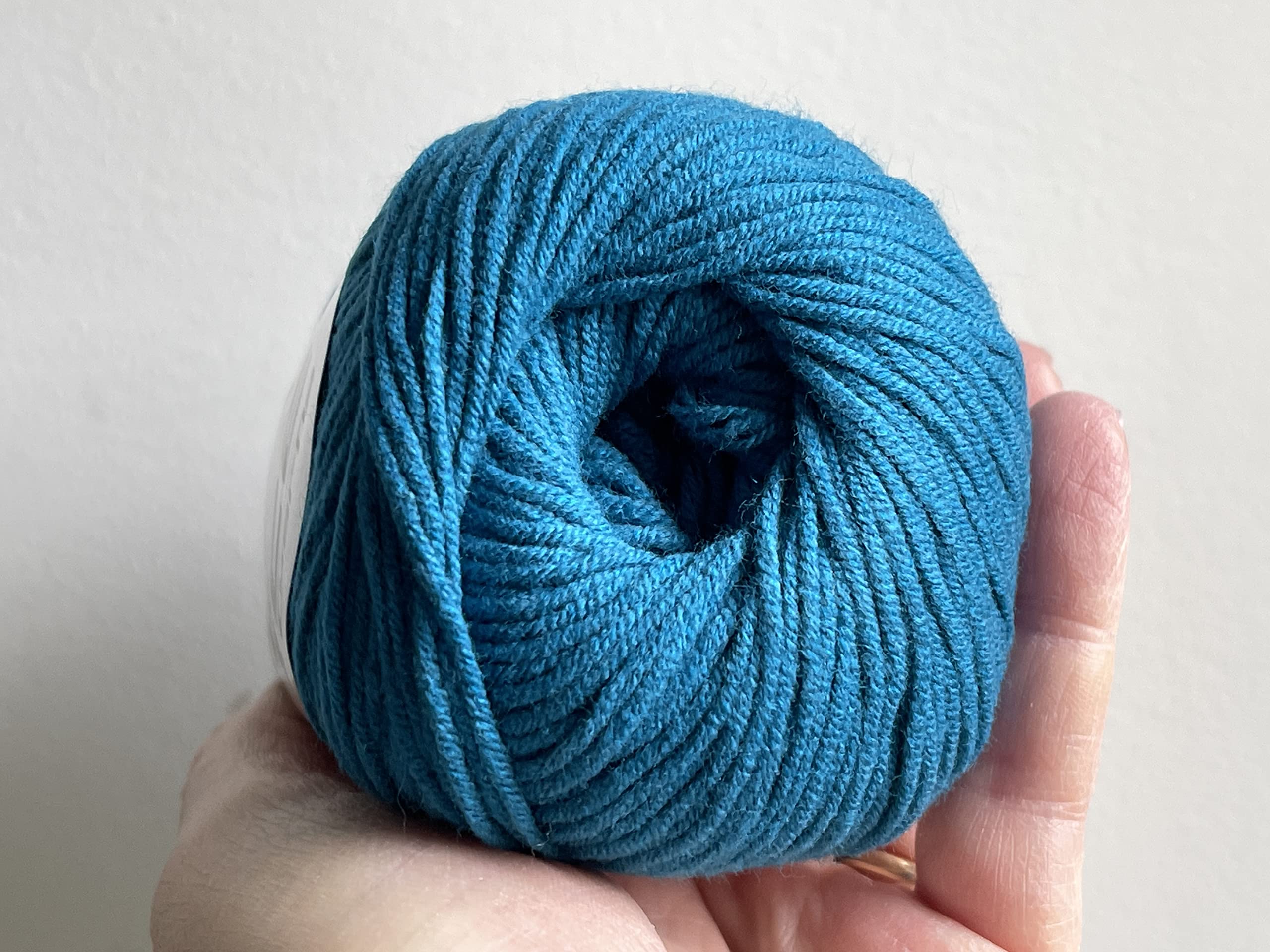 Dark Turquoise Blue Alara - DK Weight Cotton Blend Yarn 50 Grams (1.75 Ounces) 140 Meters (153 Yards)