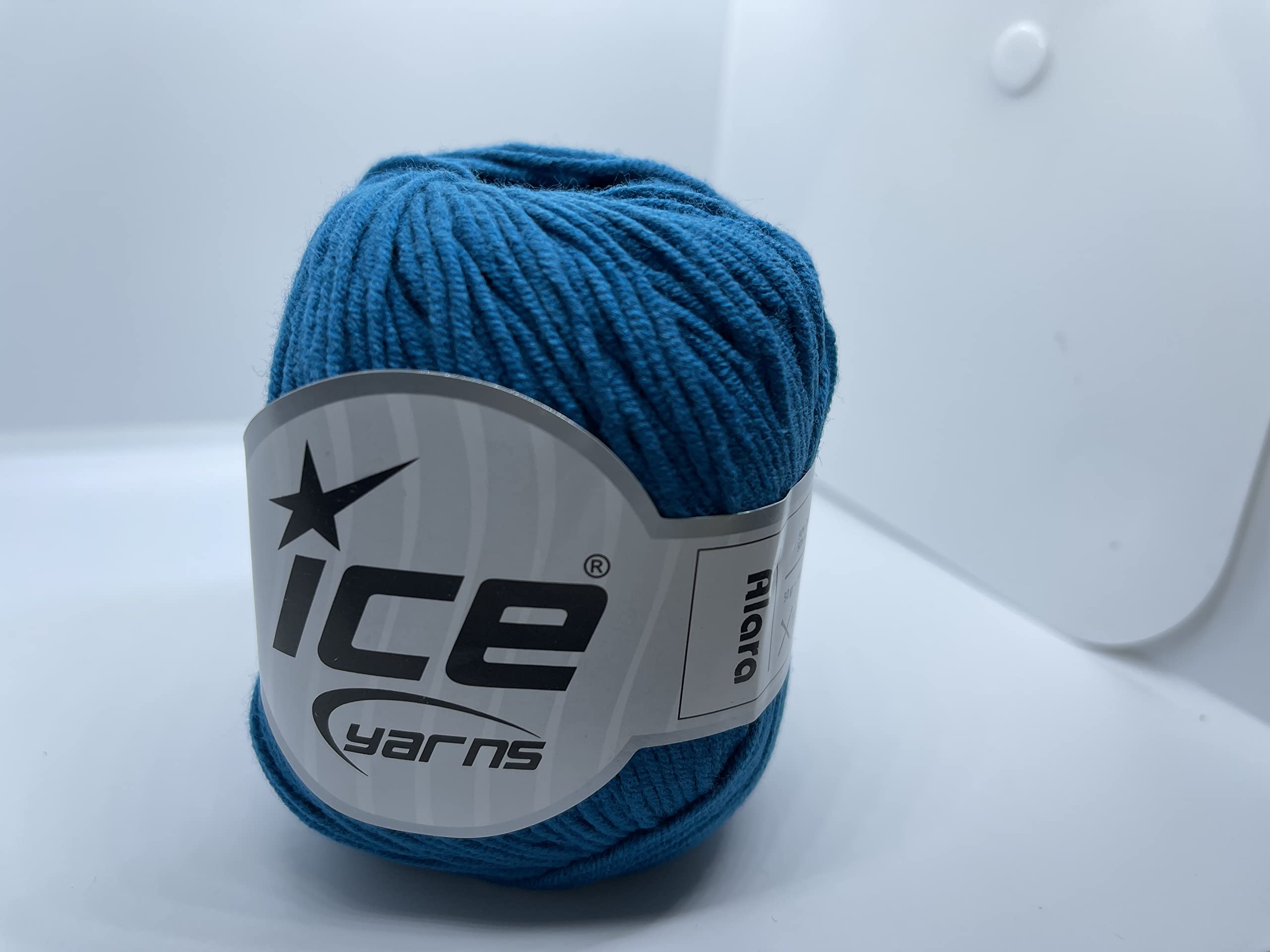 Dark Turquoise Blue Alara - DK Weight Cotton Blend Yarn 50 Grams (1.75 Ounces) 140 Meters (153 Yards)