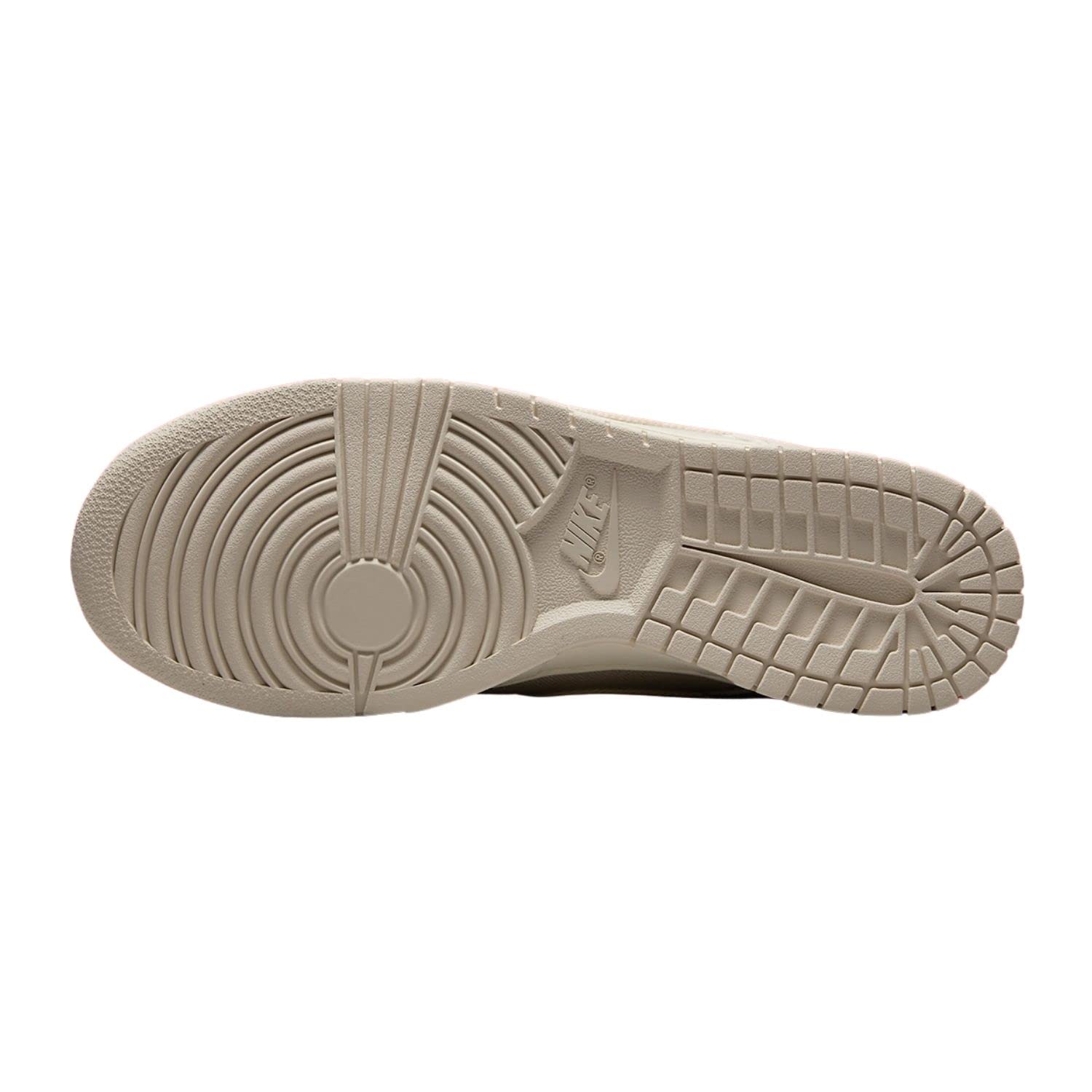 Nike Men's Dunk Low Retro SE Shoe, Light Orewood Brown/Pale Ivory, 9.5