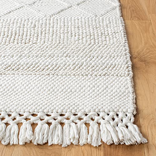 Safavieh Casablanca Collection 8' x 10' Ivory CSB278A Handmade Tassel Area Rug