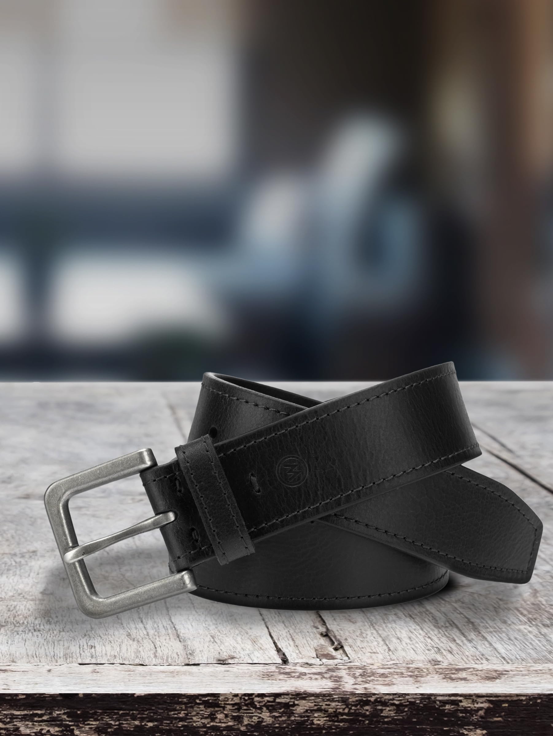 Wrangler Men’s Leather Country Casual Every Day Dress Belt for Jeans, Khakis Black 42