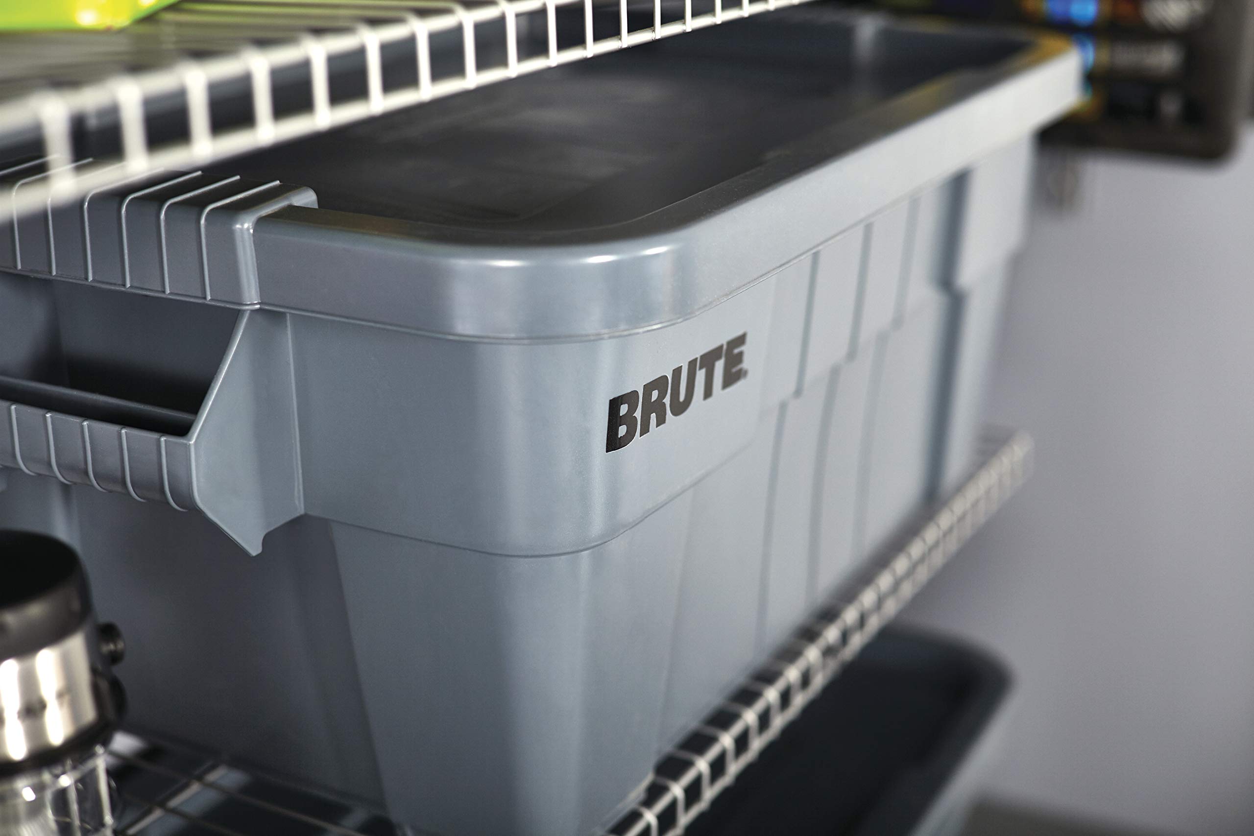 Rubbermaid Commercial Products BRUTE Tote Storage Bin with Lid, 14-Gallon, Gray, Rugged/Reusable Boxes for Moving/Camping/Garage/Basement Storage