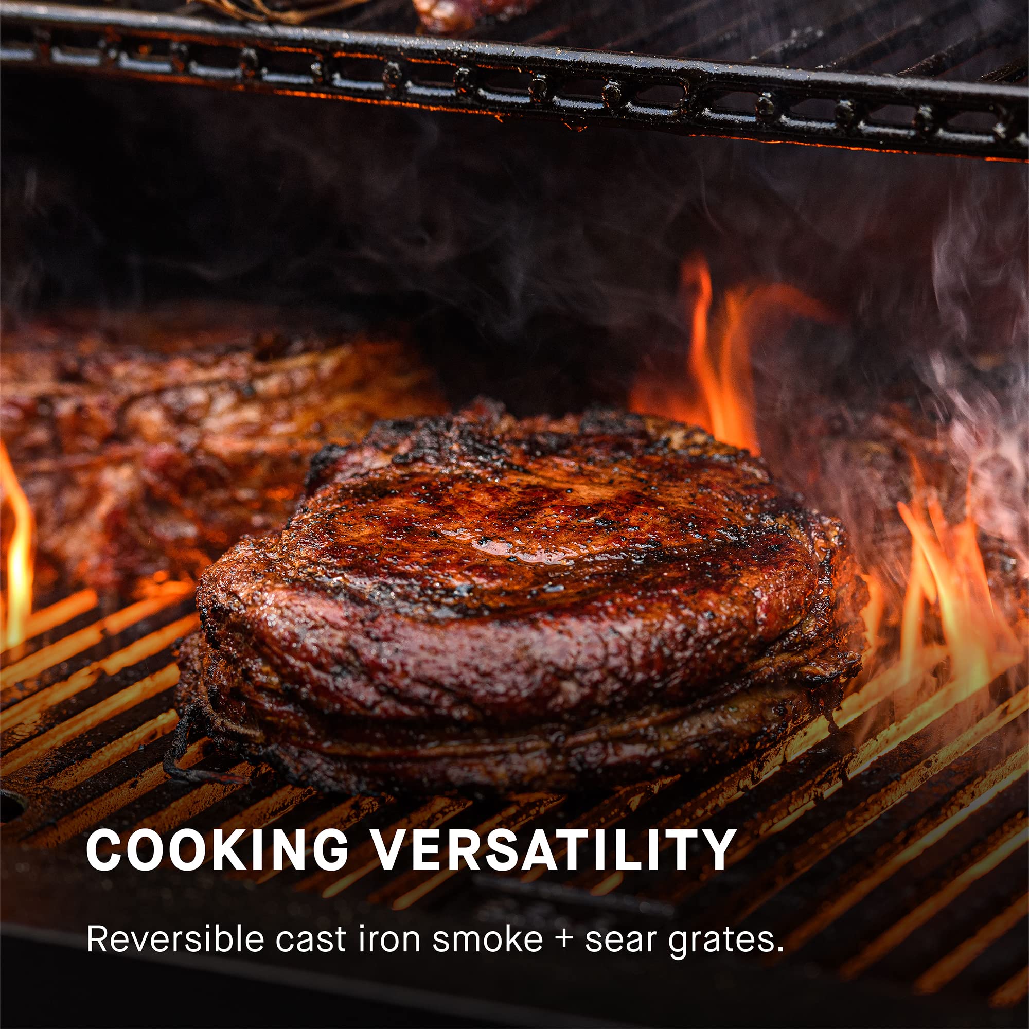 Masterbuilt MB20040220 Gravity Series 560 Digital Charcoal Grill and Smoker Combo, Square inches, Black