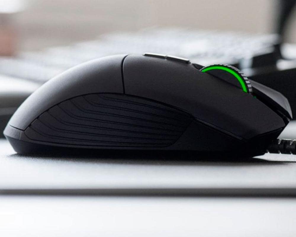Razer Basilisk Essential Gaming Mouse: 6400 DPI Optical Sensor - Chroma RGB Lighting - 7 Programmable Buttons - Mechanical Switches - Classic Black