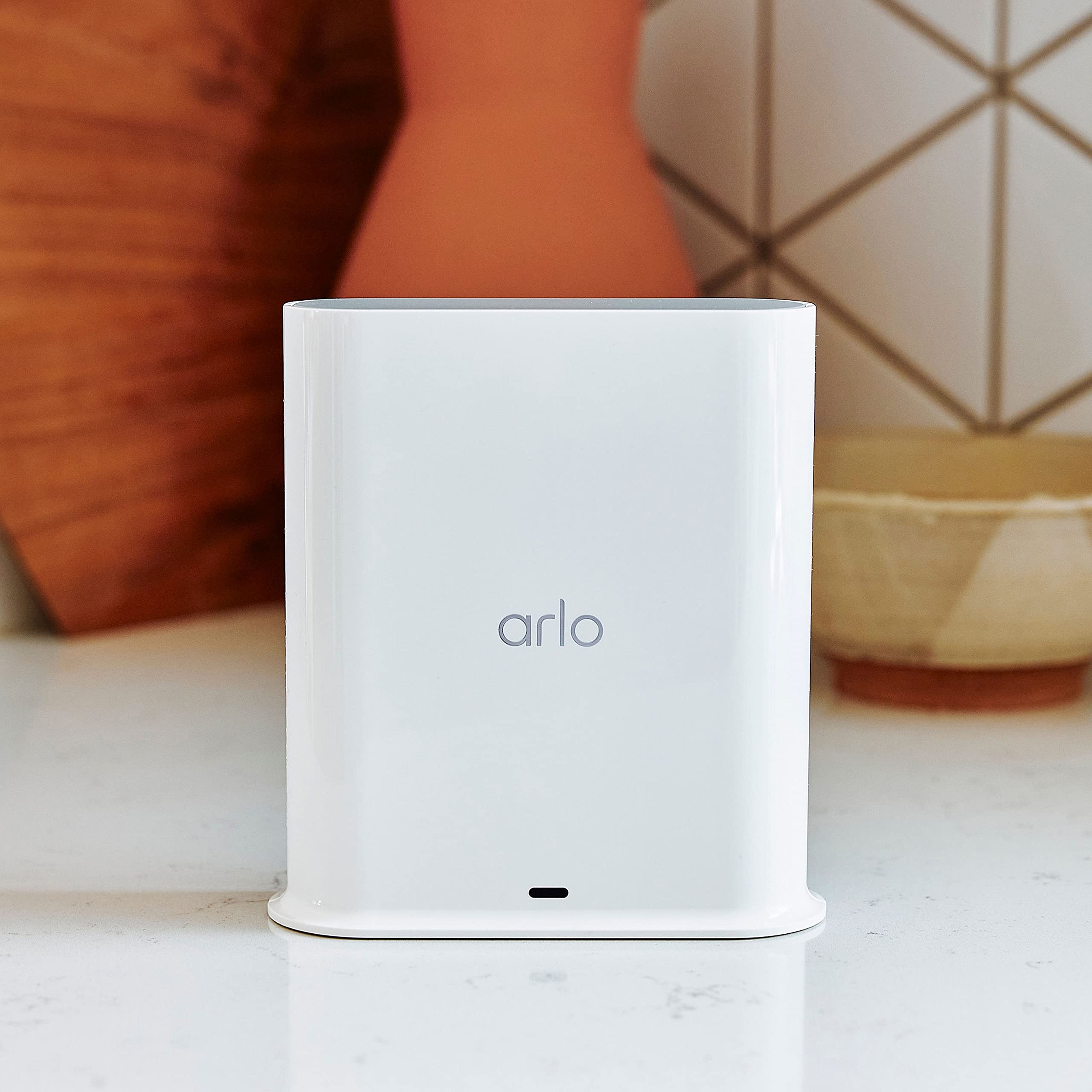 Arlo Pro SmartHub - Arlo Certified Accessory - Connects Arlo Cameras to the Internet, Works with Arlo Ultra, Ultra 2, Pro 3, Pro 4, Pro 3 Floodlight, Essential & Video Doorbell Cameras - VMB4540
