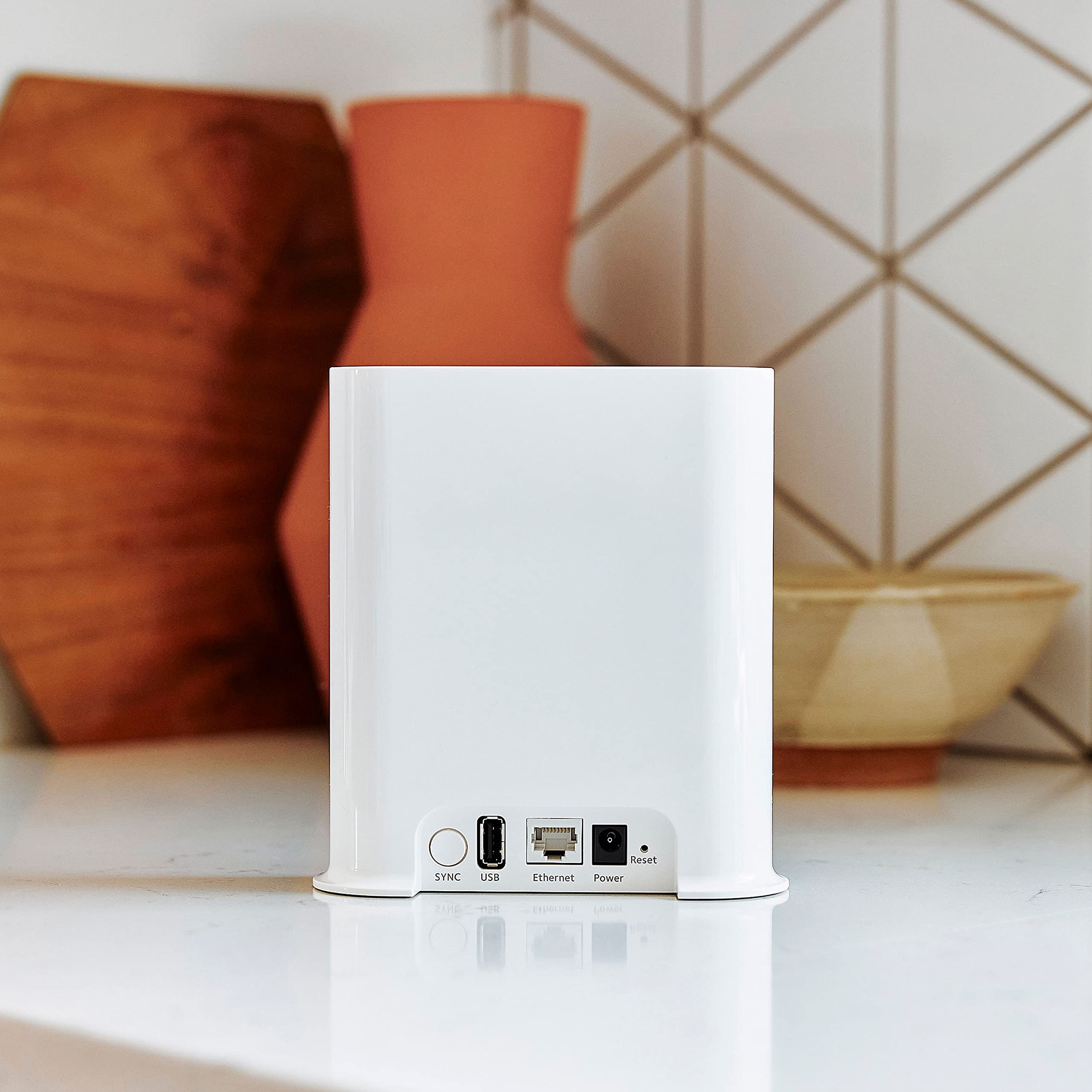 Arlo Pro SmartHub - Arlo Certified Accessory - Connects Arlo Cameras to the Internet, Works with Arlo Ultra, Ultra 2, Pro 3, Pro 4, Pro 3 Floodlight, Essential & Video Doorbell Cameras - VMB4540