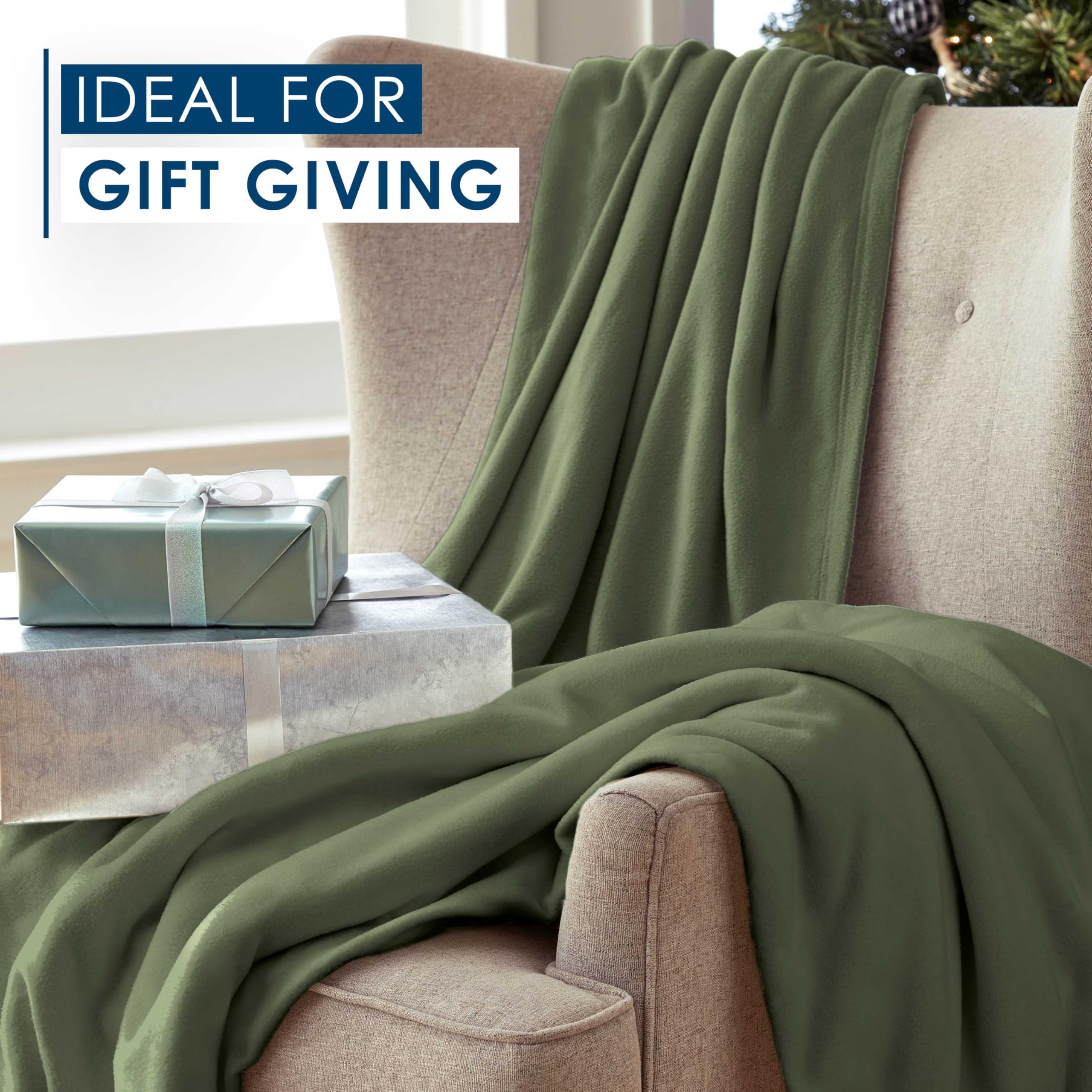 Martex 1B06864 Super Soft Fleece Easy Care Machine Washable Blanket Full/Queen, Green