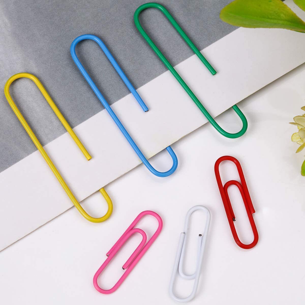 Vinaco Paper Clips Colorful, 400PCS Medium and Jumbo(1.3 inch & 2 inch)Paper Clips, Durable and Rustproof, Coated Large Paper Clips Great for Office School Document Organizing (Multicolored)