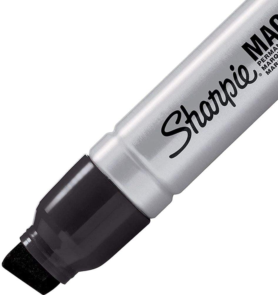 Sharpie 44001 Oversized Chisel Tip Extra Wide Magnum Permanent Marker (2 Pack), Black, Sturdy Extra-wide Felt Chisel Tip, Quick-drying Ink is Fade-and Water-Resistant