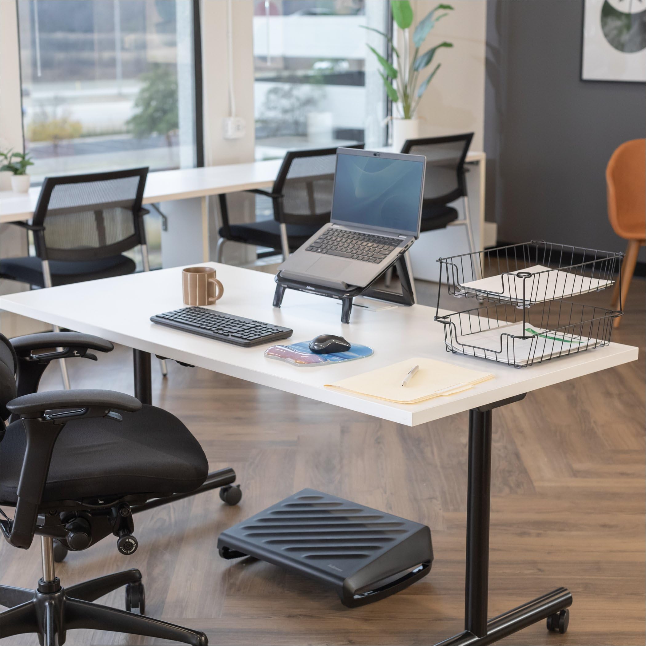 Fellowes 60112 Workstation Letter Desk Tray Organizer, Wire, Black