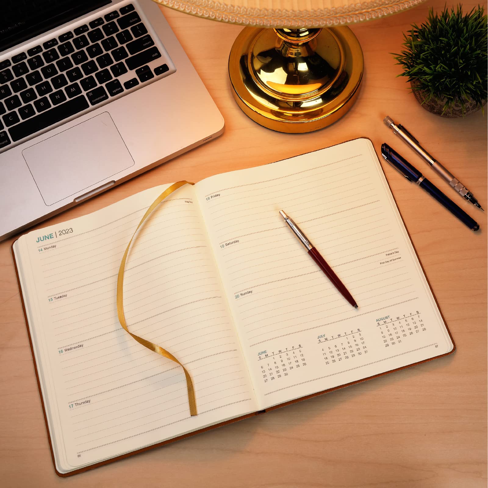 2023 Planner 8"x10" Size: 14 Months (Begins November 2022 /2023 Calendar/ 2023 Weekly Calendar/Weekly Planner Organizer (Brown)