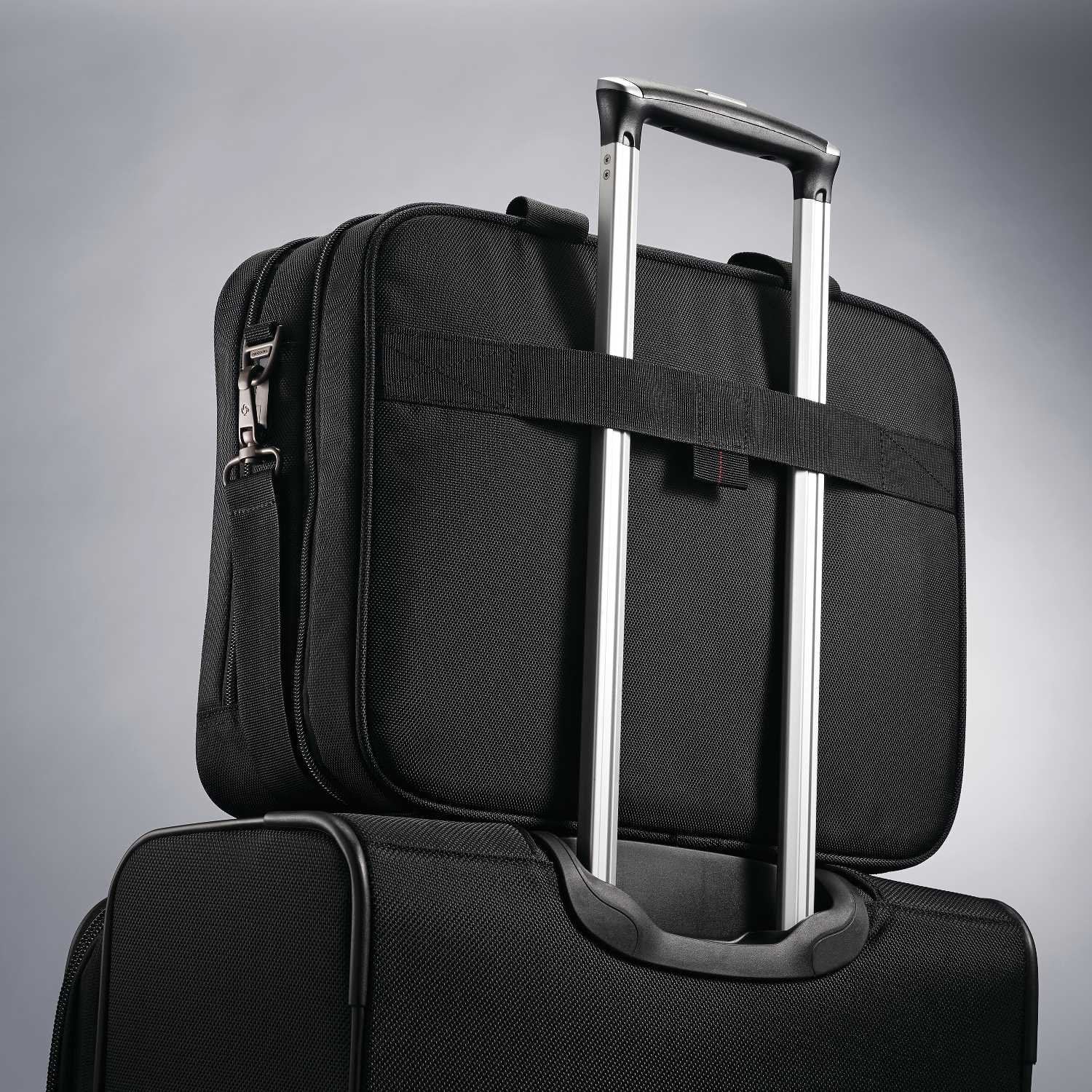 Samsonite Xenon 3.0 Gusset Check-Point Friendly Tech Locker Brief, Black, Single