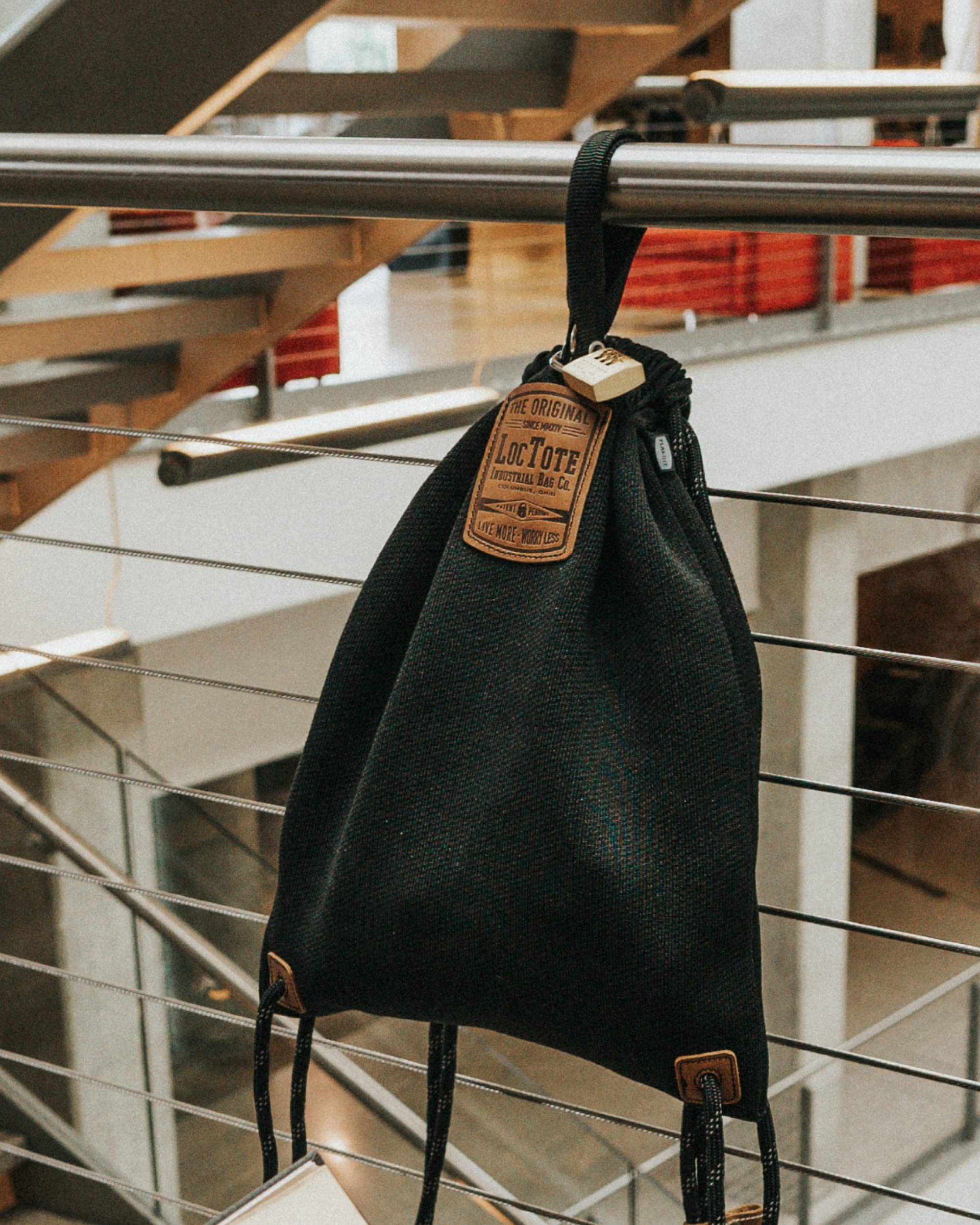 LOCTOTE Flak Sack Ⅱ - Anti Theft Backpack | Cut-Resistant Bag with Steel Locking Strap and Lock | Men’s and Women’s Travel Backpack | Safe Travel Bag | Anti-Theft Purse | RFID Blocking