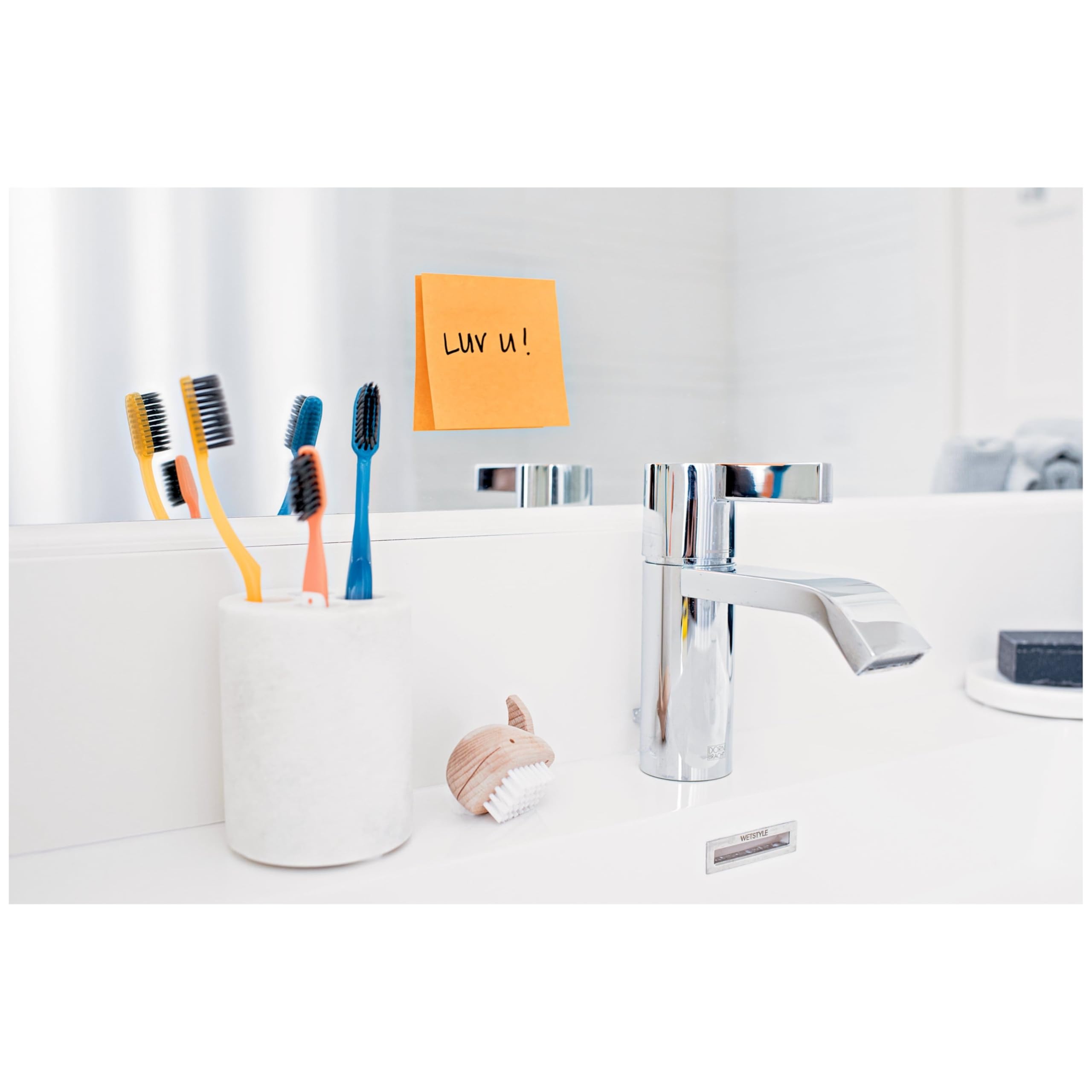 Post-it Super Sticky Notes, 3x3 in, 24 Pads, 2x the Sticking Power, Energy Boost, Bright Colors (Orange, Pink, Blue, Green),Recyclable (654-6SSAU)