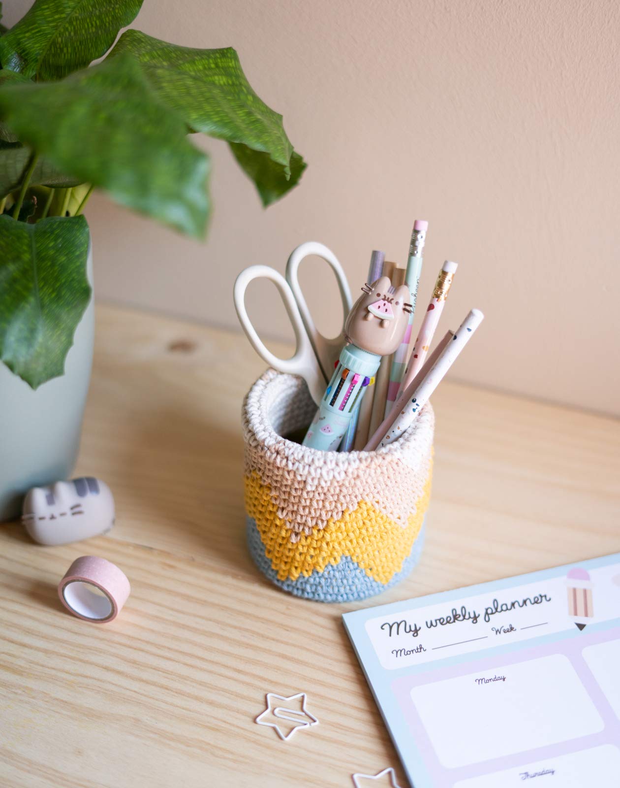 Official Pusheen Pen | 10 in 1 Ballpoint Pen With 3D Pusheen Topper | Pusheen Gift | Kawaii Pen | Multicoloured Pen | Pusheen Gift - Kawaii Stationery