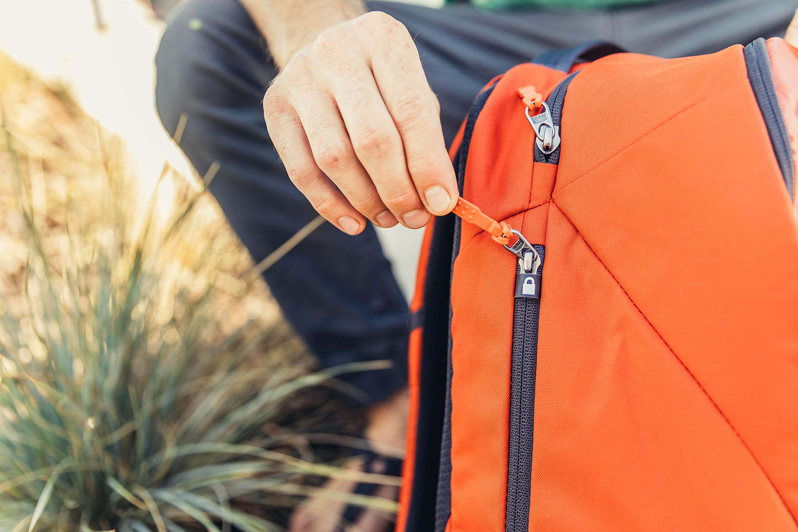 Gregory Mountain Products Resin 26 Everyday Outdoor Backpack