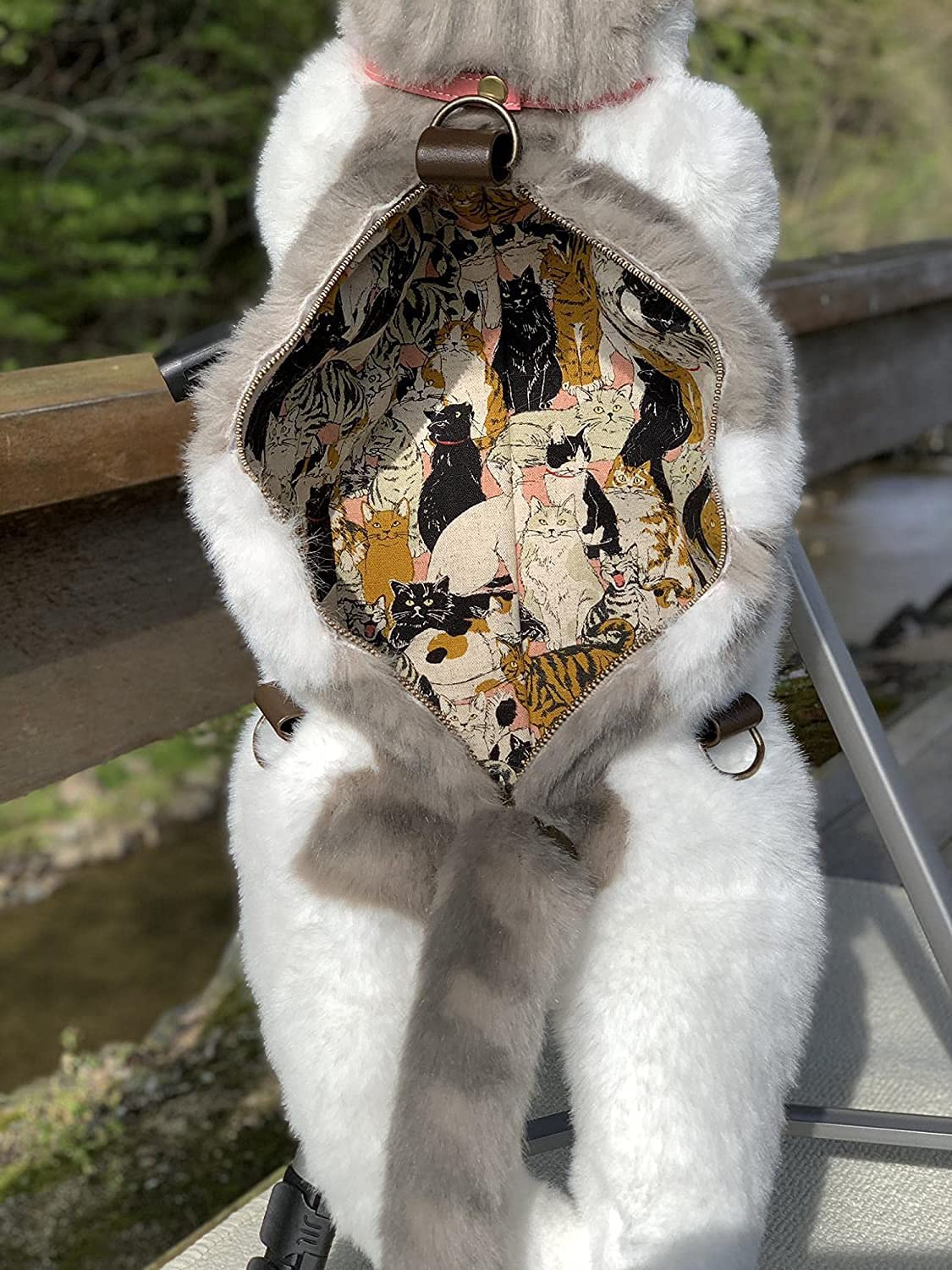 MUGUOY Handmade Simulation Cat Bag This Cat Backpack Look Like A Real Cat,3D Simulation Stuffed Animal Zipper Backpack.