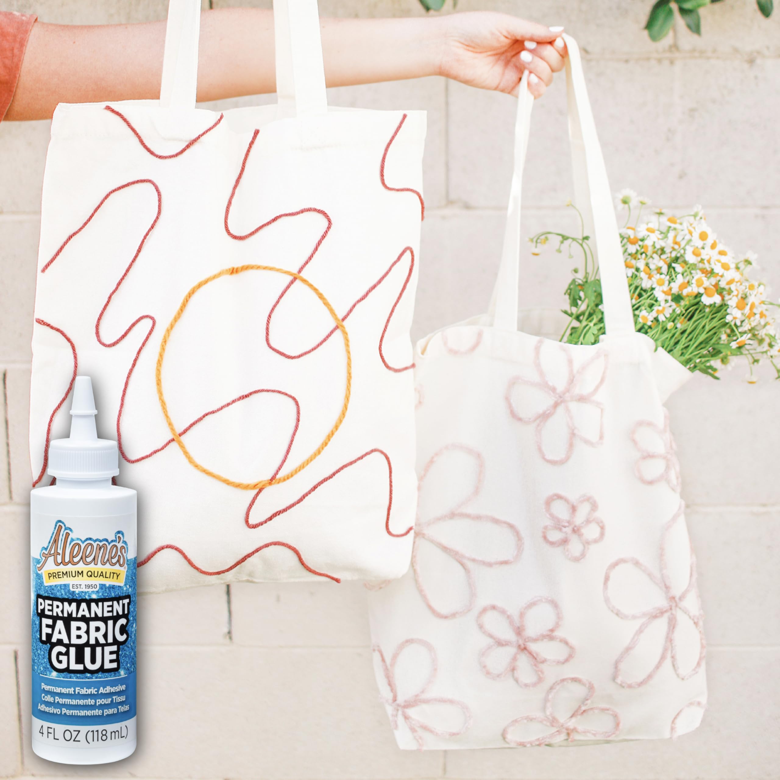 Aleene's 24914 Permanent Fabric Glue 4oz