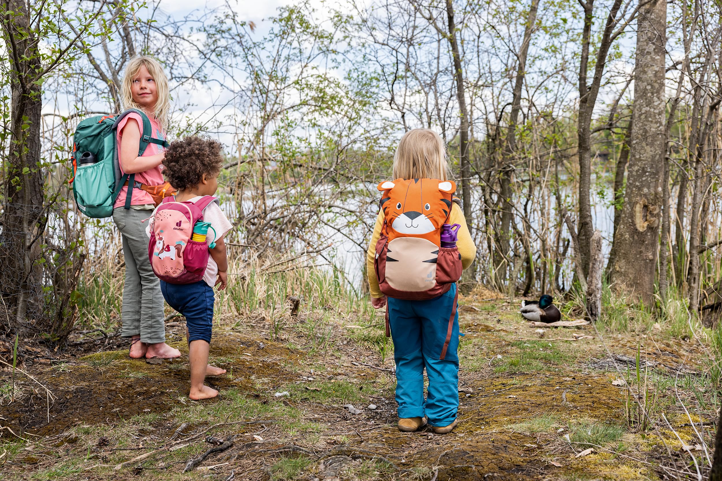 Deuter Kikki Kid's Backpack for School and Hiking - Fern-Alpinegreen