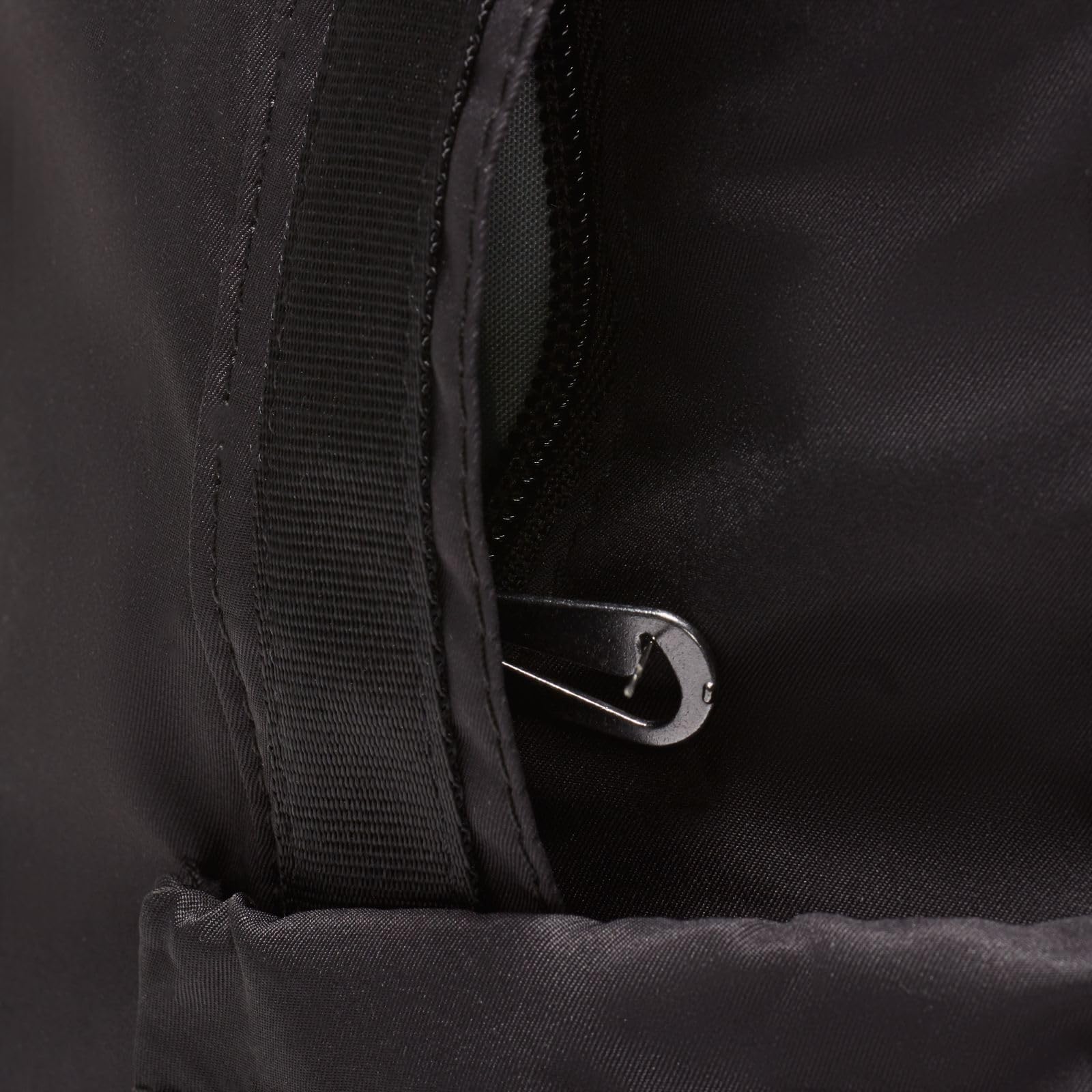 Nike W Futura Mini Bp Unisex Backpacks, Color: Black